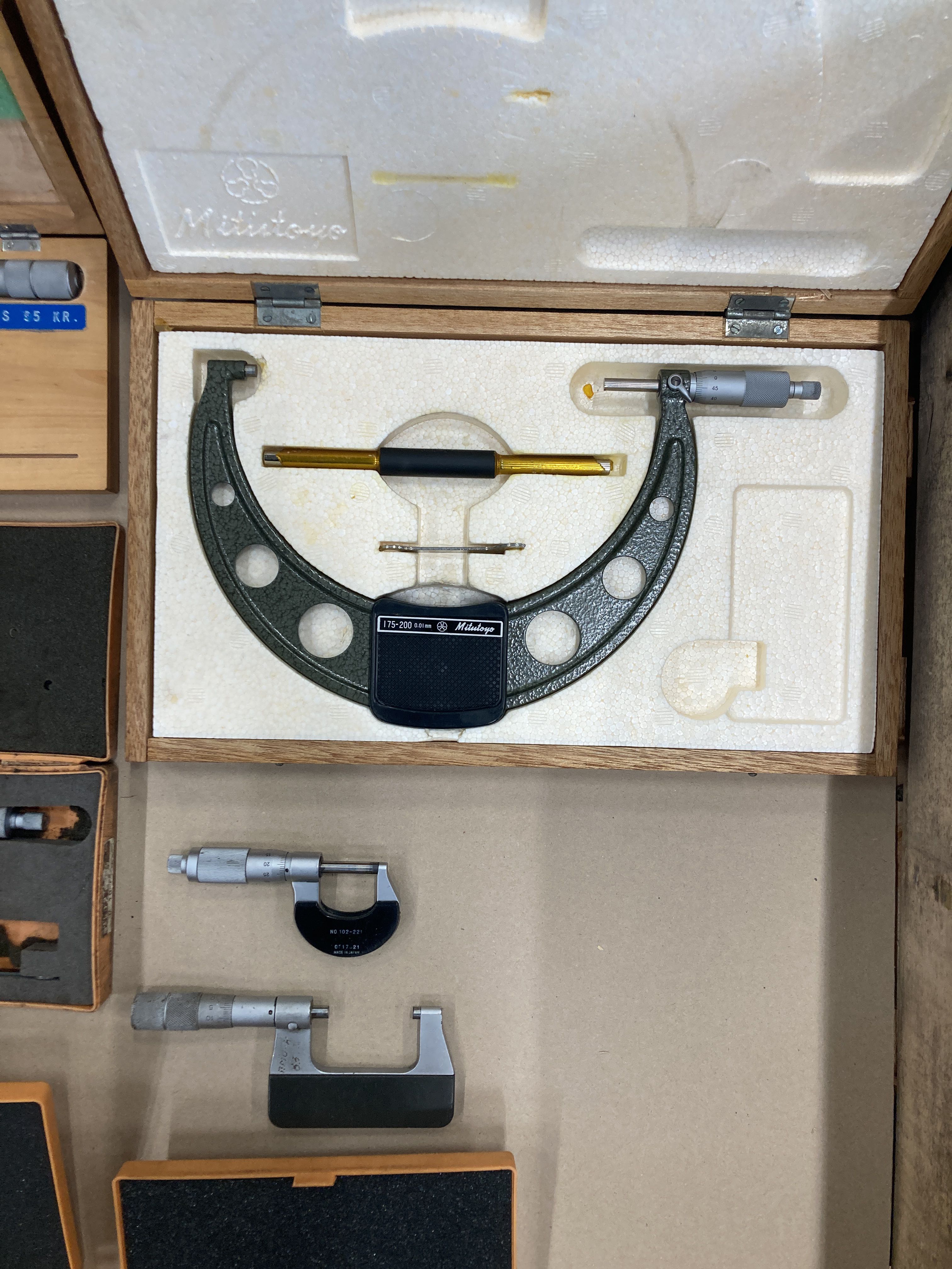 Assortment of external micrometers - PS Auction - We value the future ...