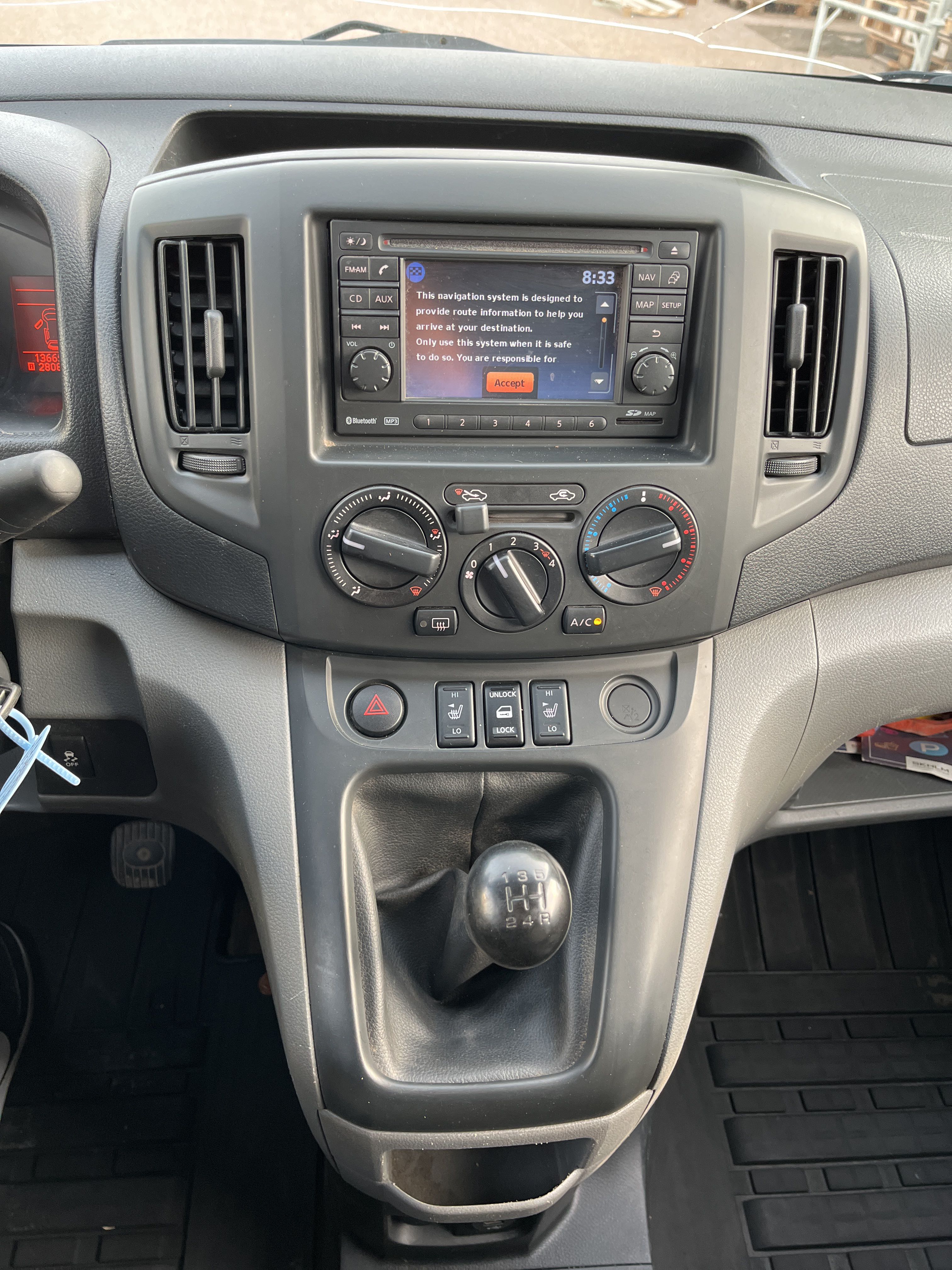 Nissan NV200 Van 1.5 dCi Manual, 90hp, 2015 - BMZ674 - PS Auction - We value the future ...