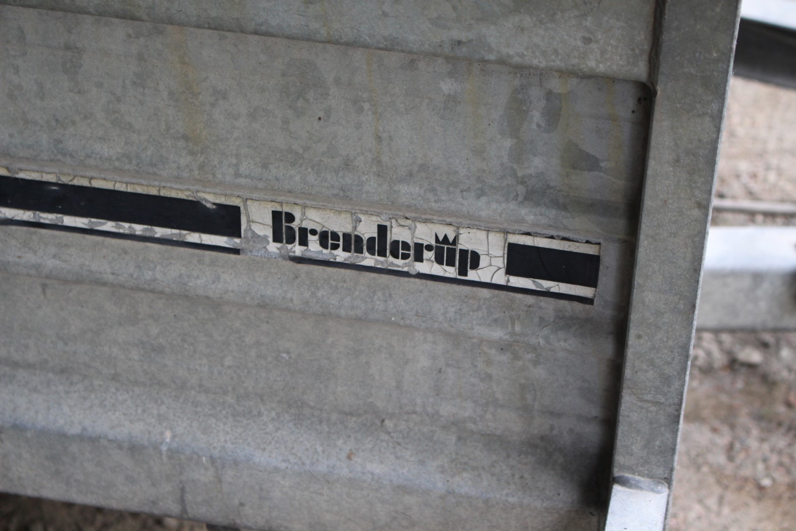 Trailer Brenderup 800 S (1980) - PS Auction - We value the future ...