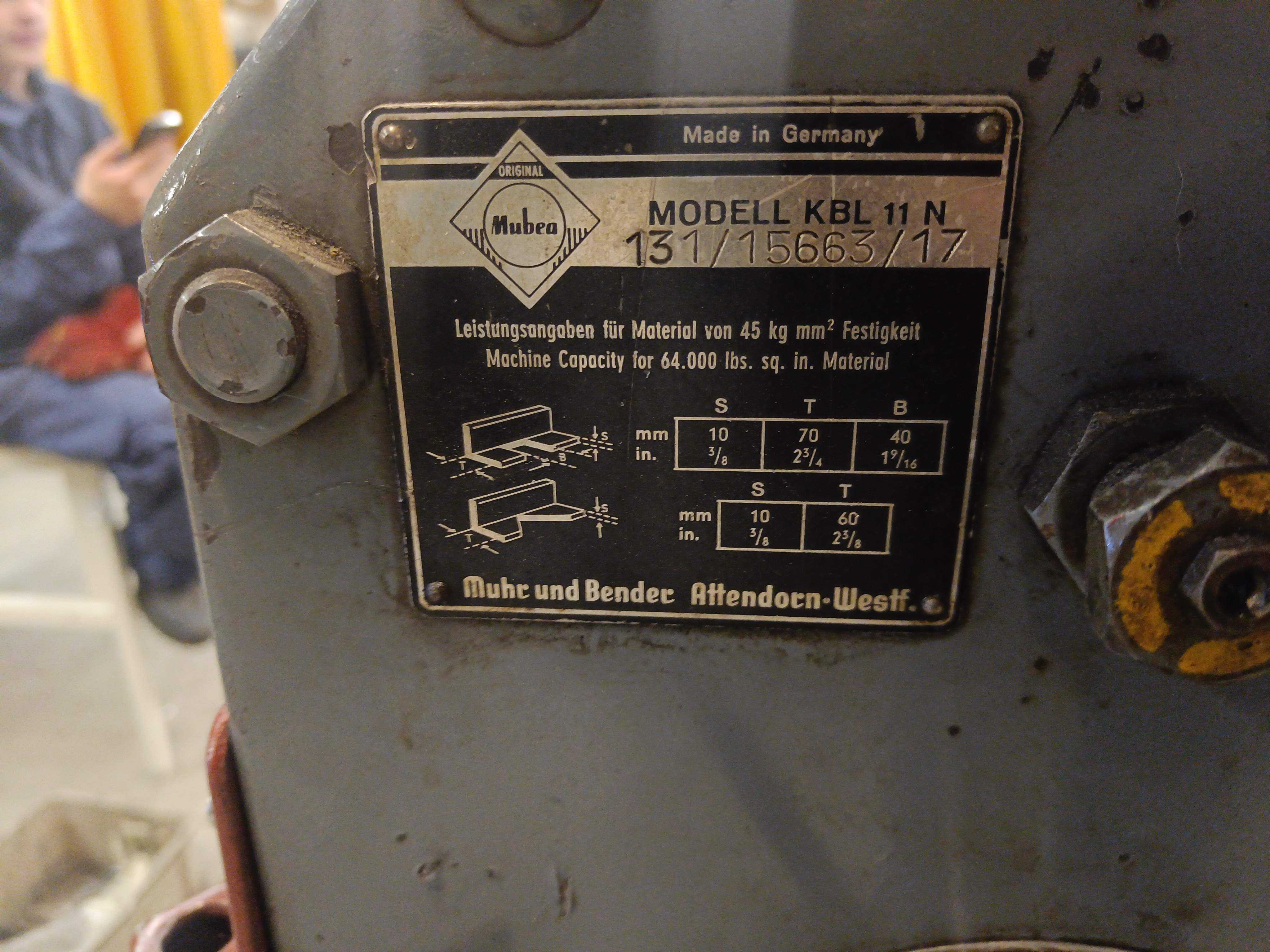 Stans/Profilmaskin Muhru Bender KBL 11 N - Auktioner online - Nätauktioner & Konkursauktioner ...