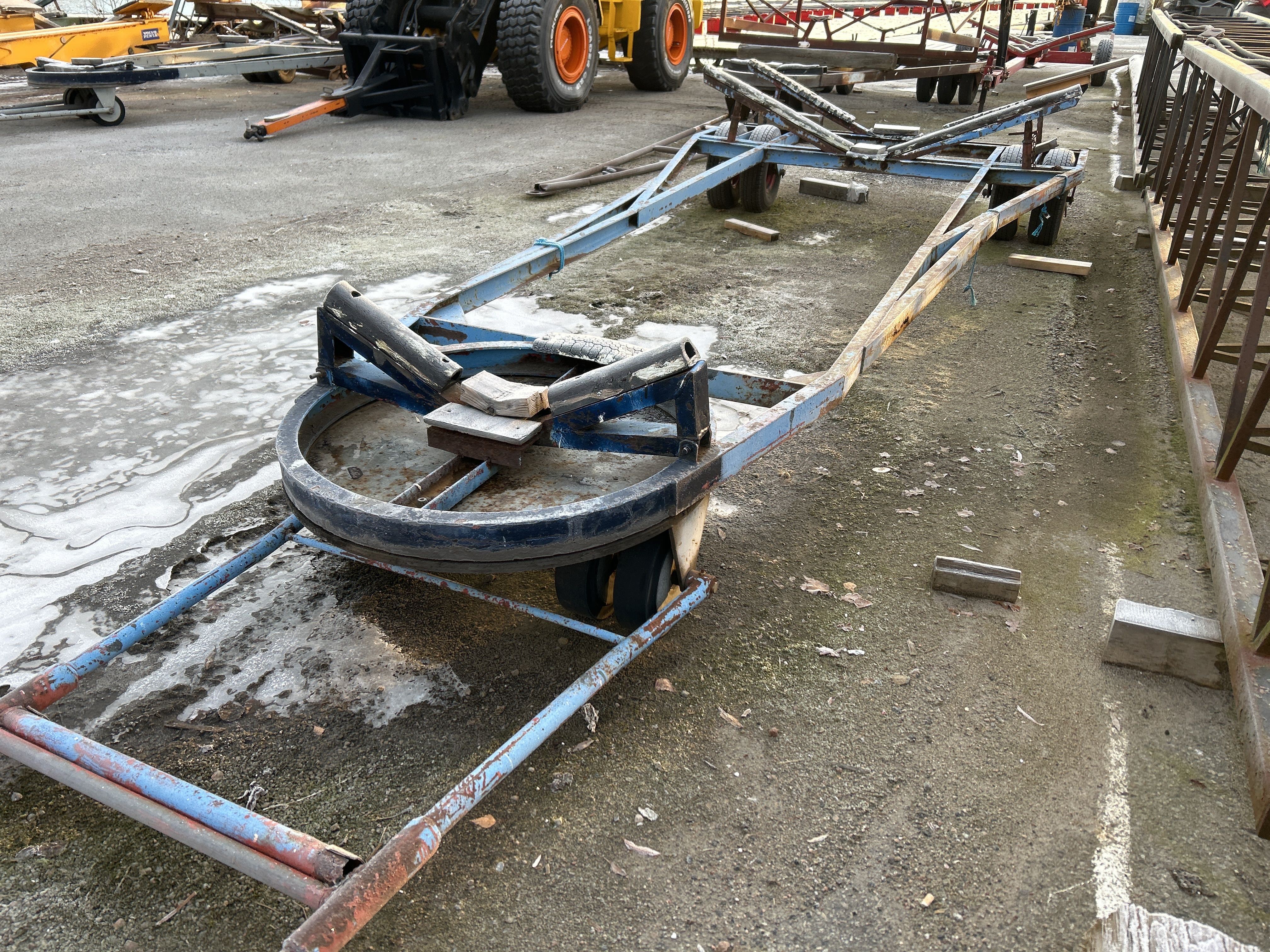 Boat cradle/pick-up trolley - PS Auction - We value the future ...