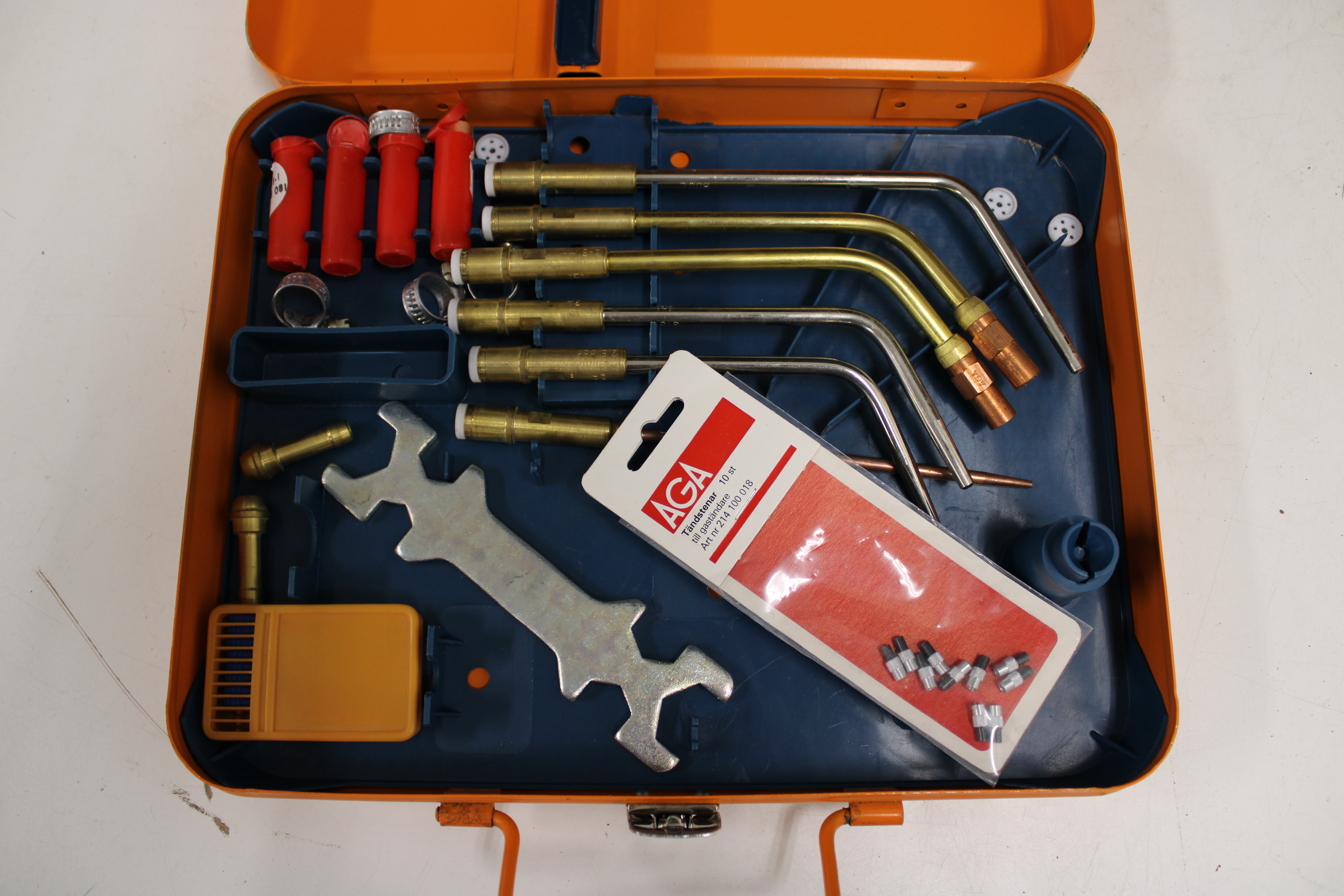 AGA X11 welding/cutting kit and tile cutter - PS Auction - We value the ...