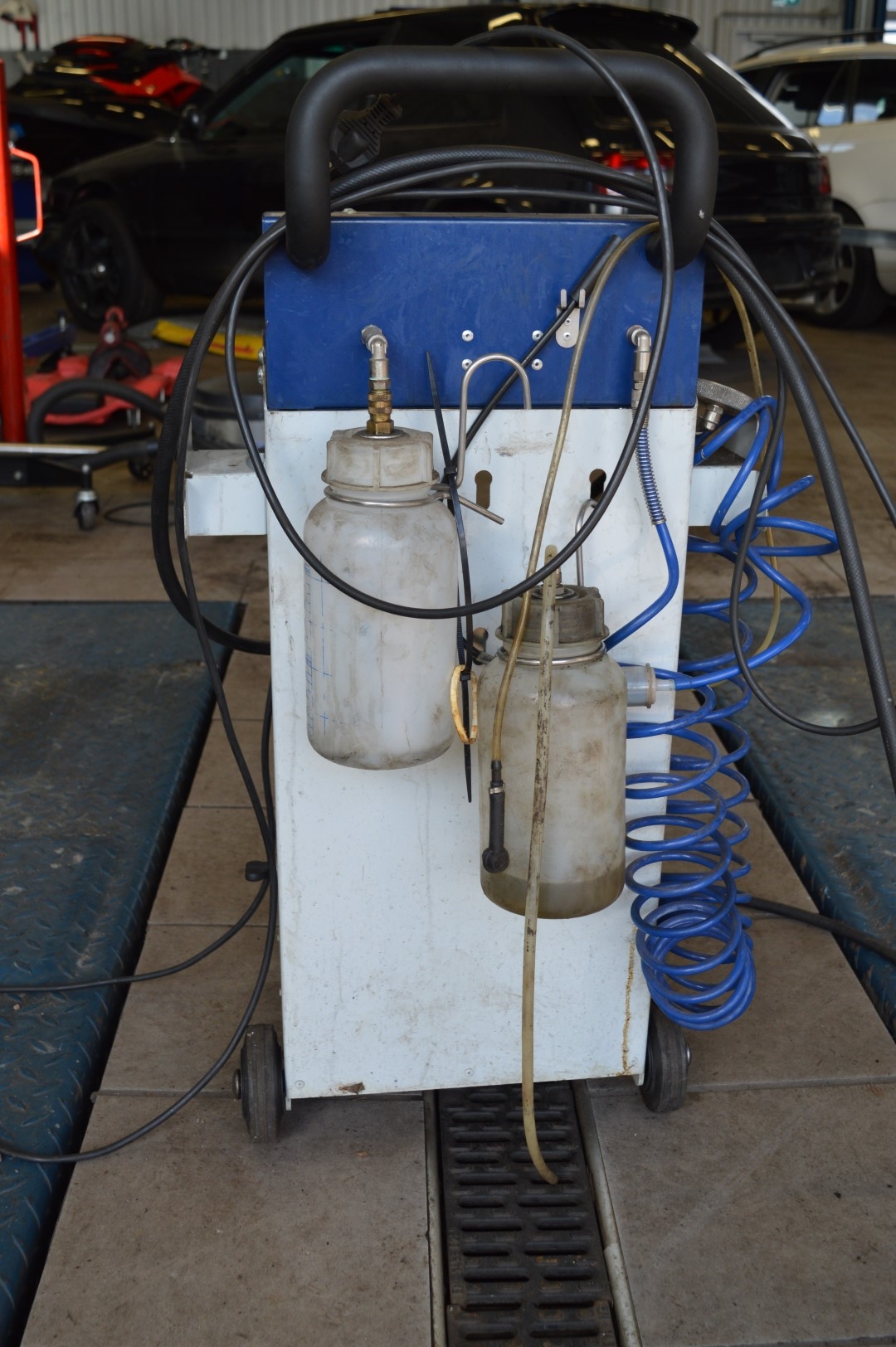 Brake service machine Stierius Vario 20 II Pro -2016 - PS Auction - We ...