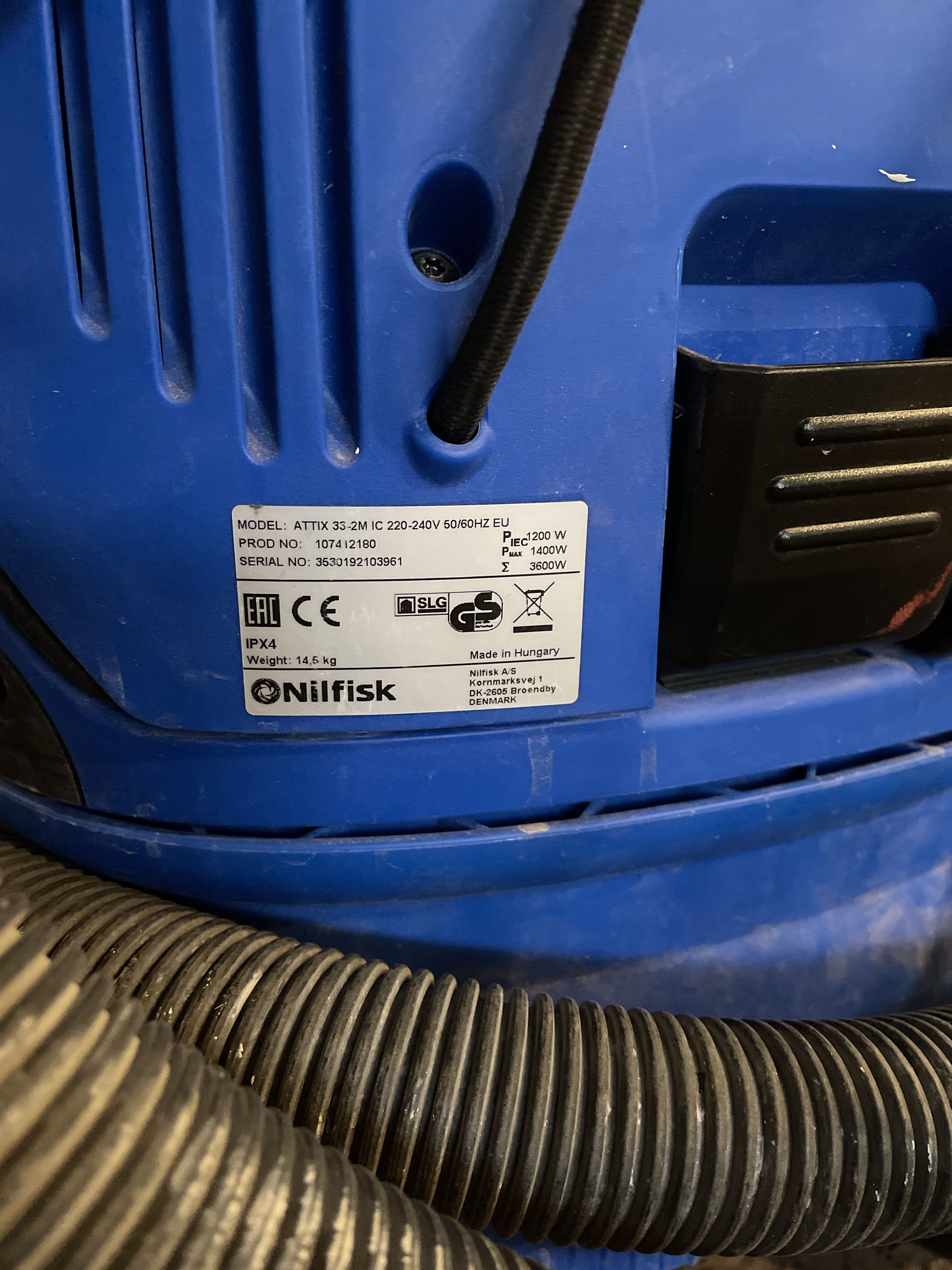 Nilfisk inficlean Graovdammsugare - Auktioner online - Nätauktioner ...