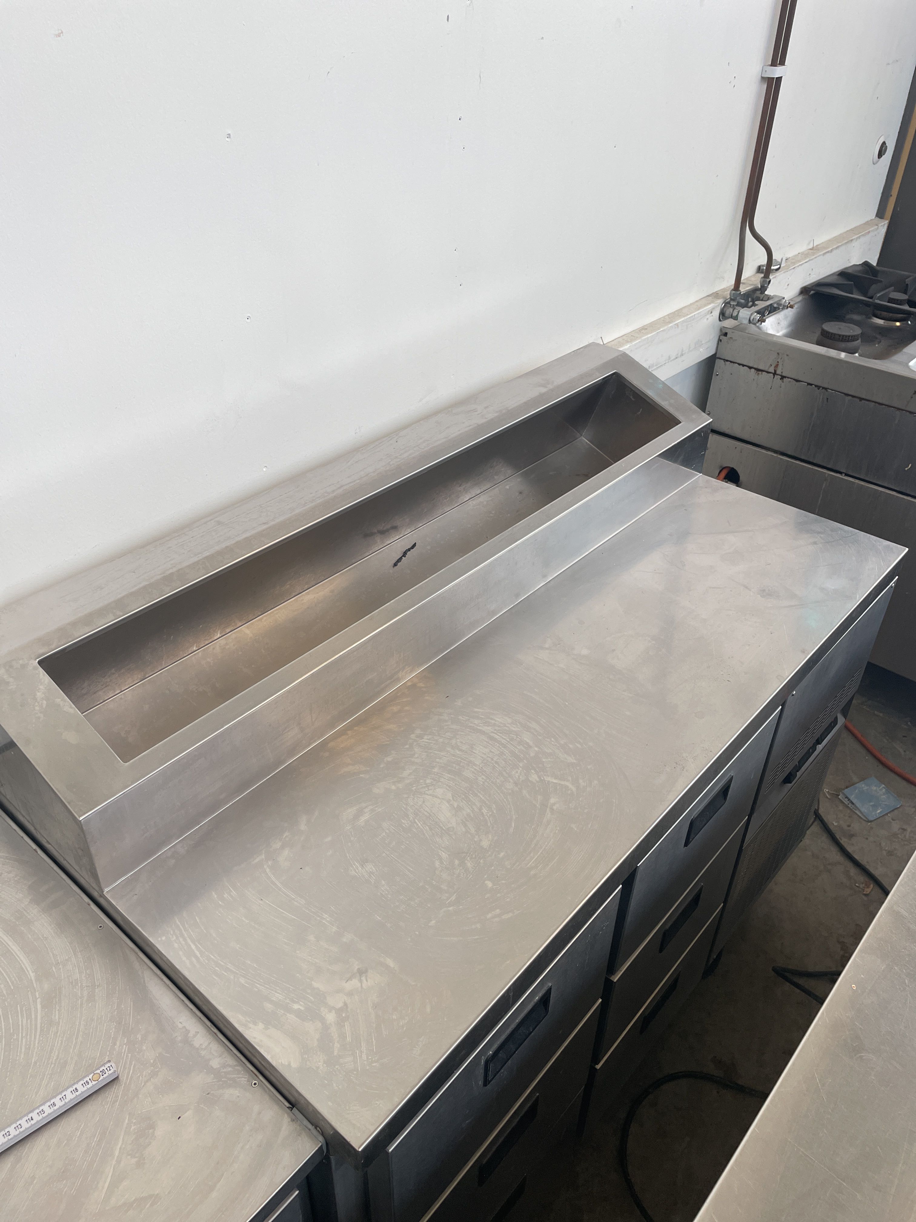Cooling bench with gutter - PS Auction - We value the future - Largest ...