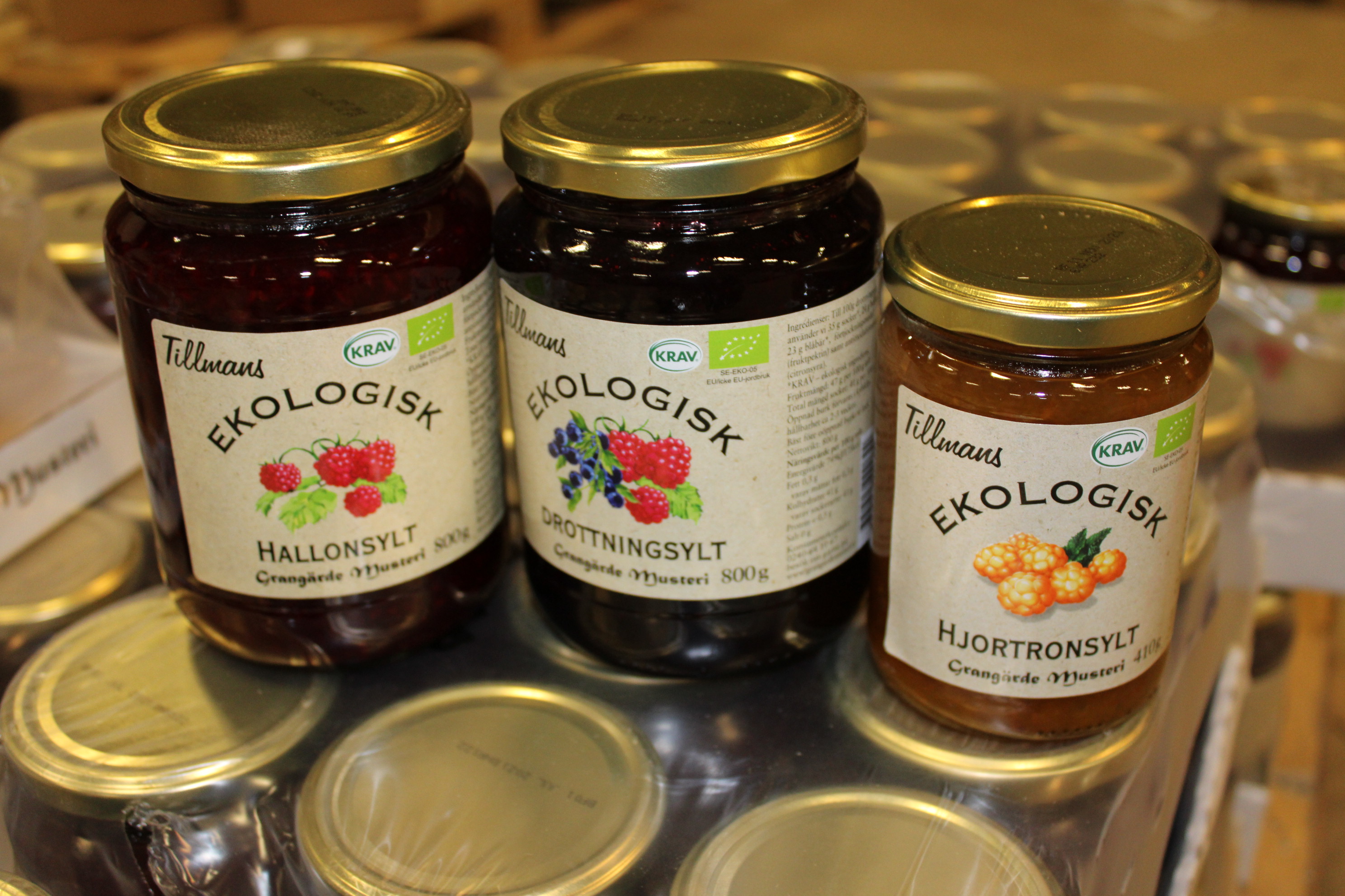 Grängärde Musteri Sylt 12 askar a 12 burkar - Auktioner online ...