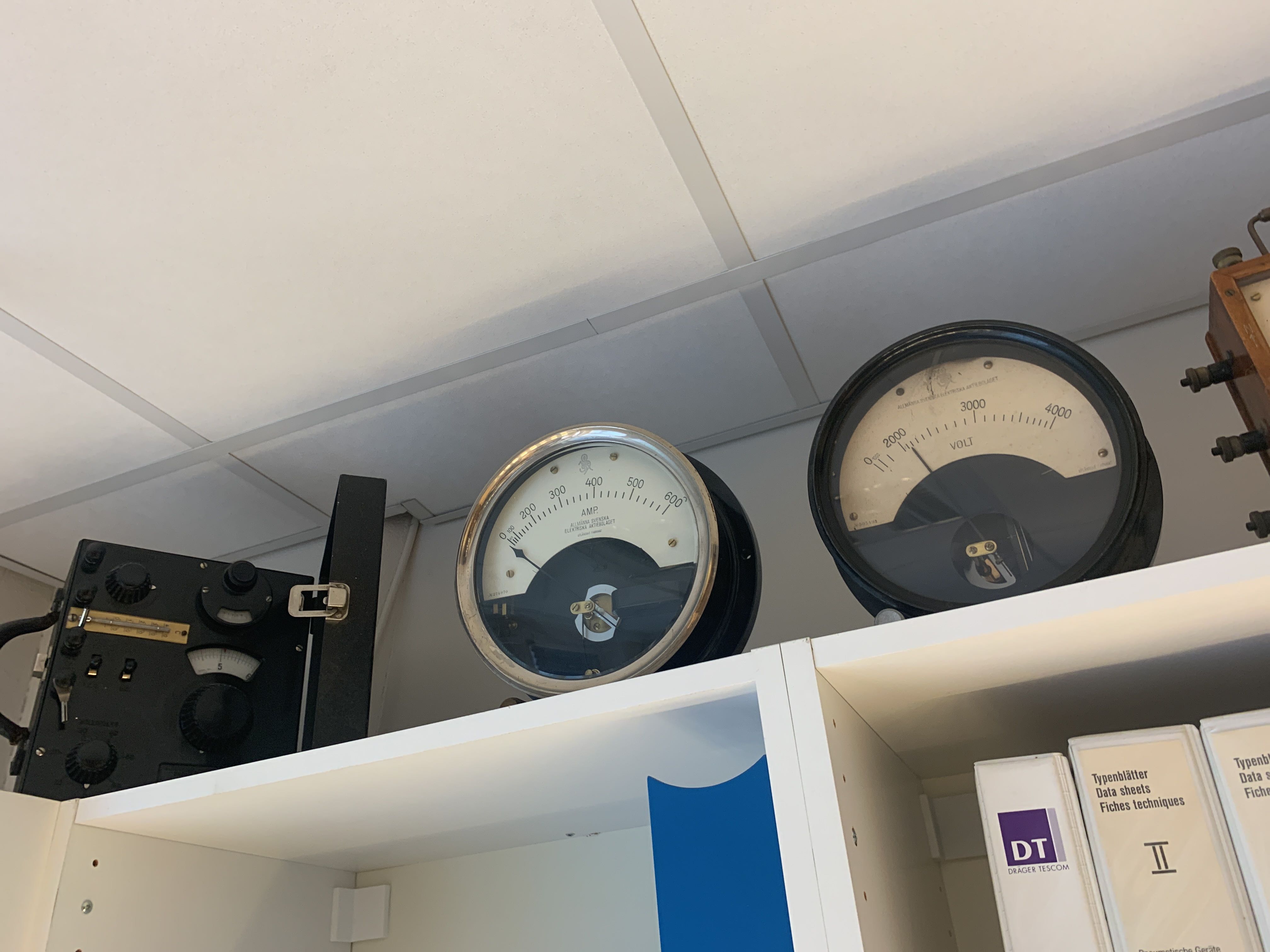 Äldre mätare och mätinstrument - Auktioner online - Nätauktioner ...