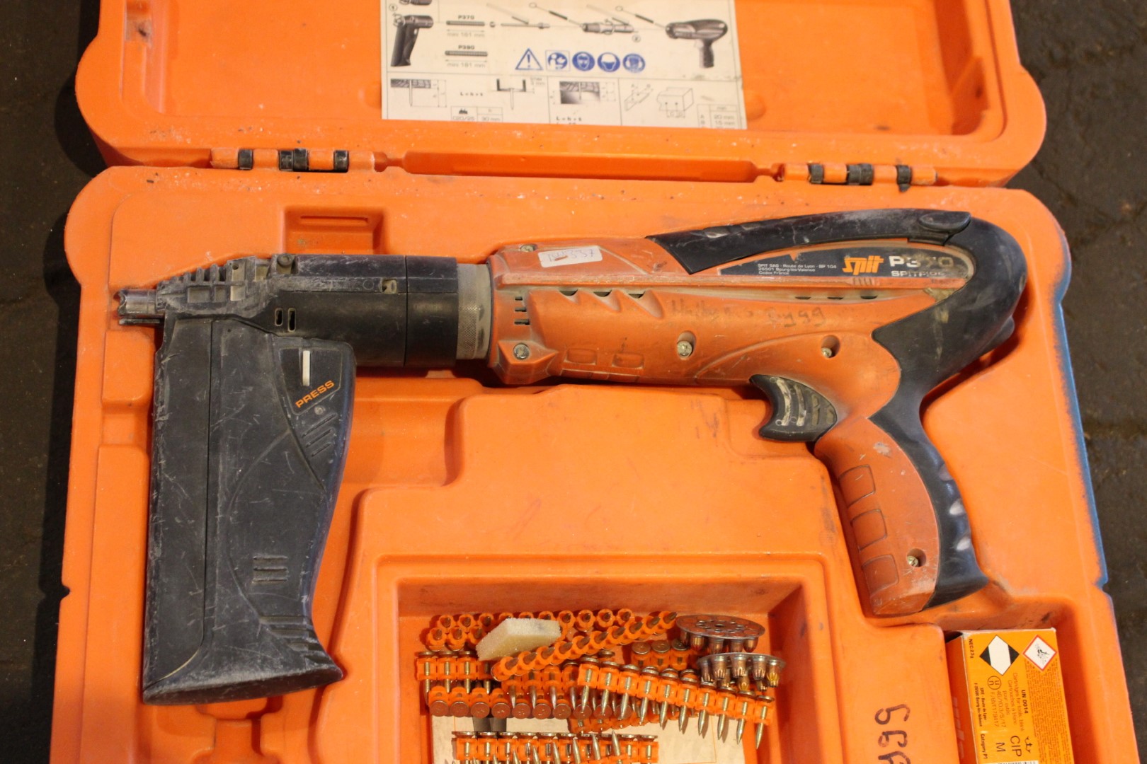 Spikpistol krutdriven Spit P370 Spitfire - Auktioner online ...