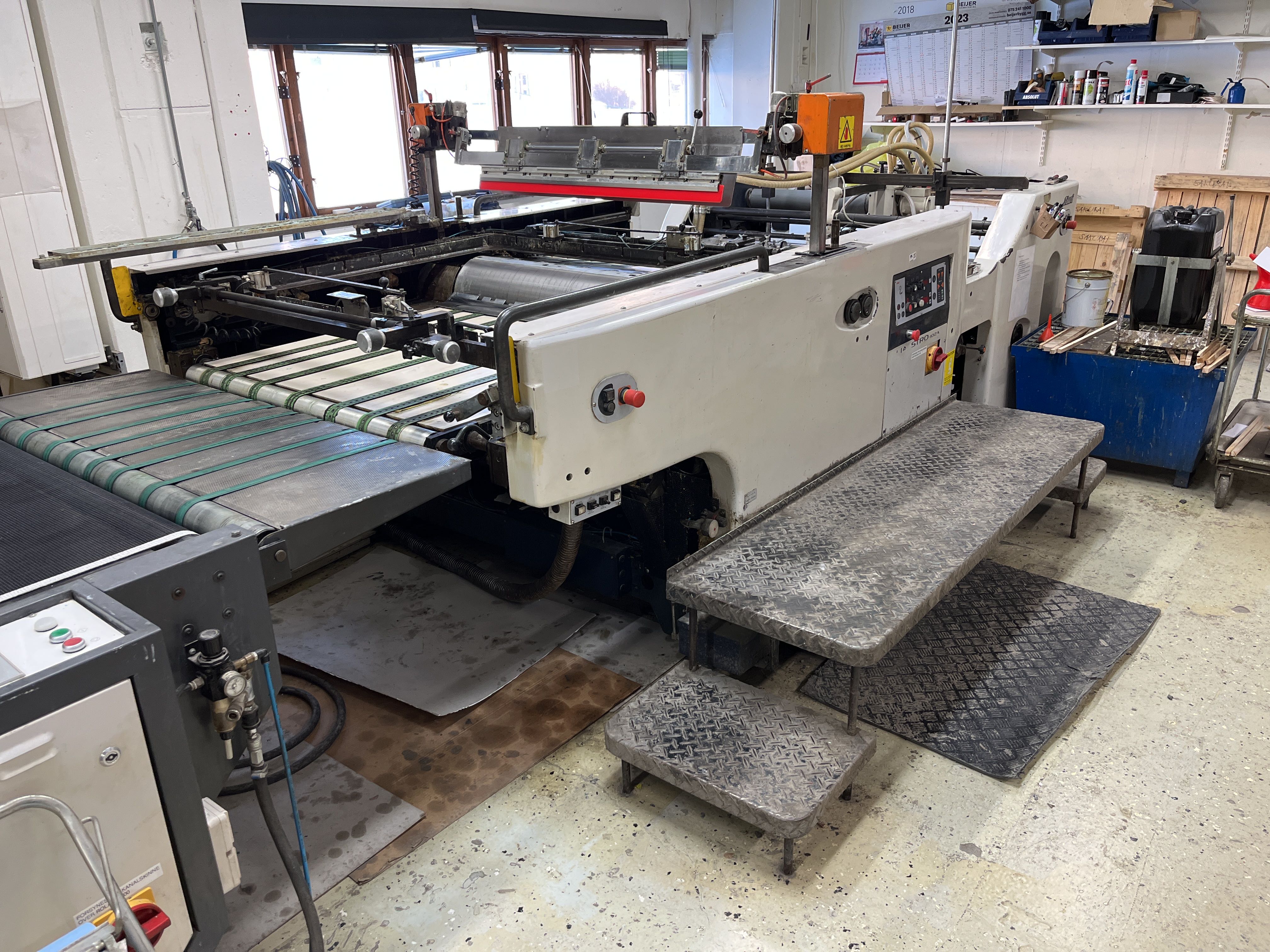 Screen printing line Sakurai, STRO-102A x Trumax - PS Auction - We ...