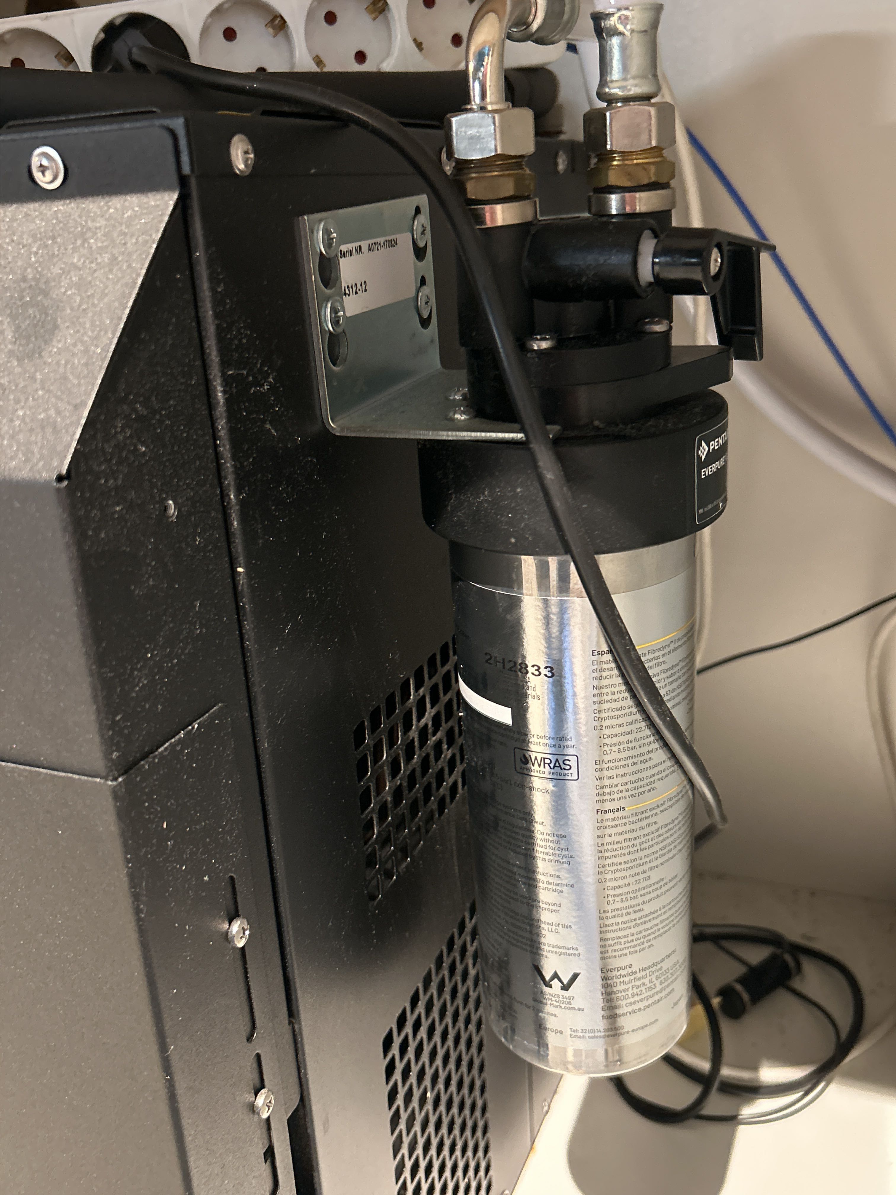 Water cooler Escowa PRO 2XXL and tap tower - 2017 - PS Auction - We ...