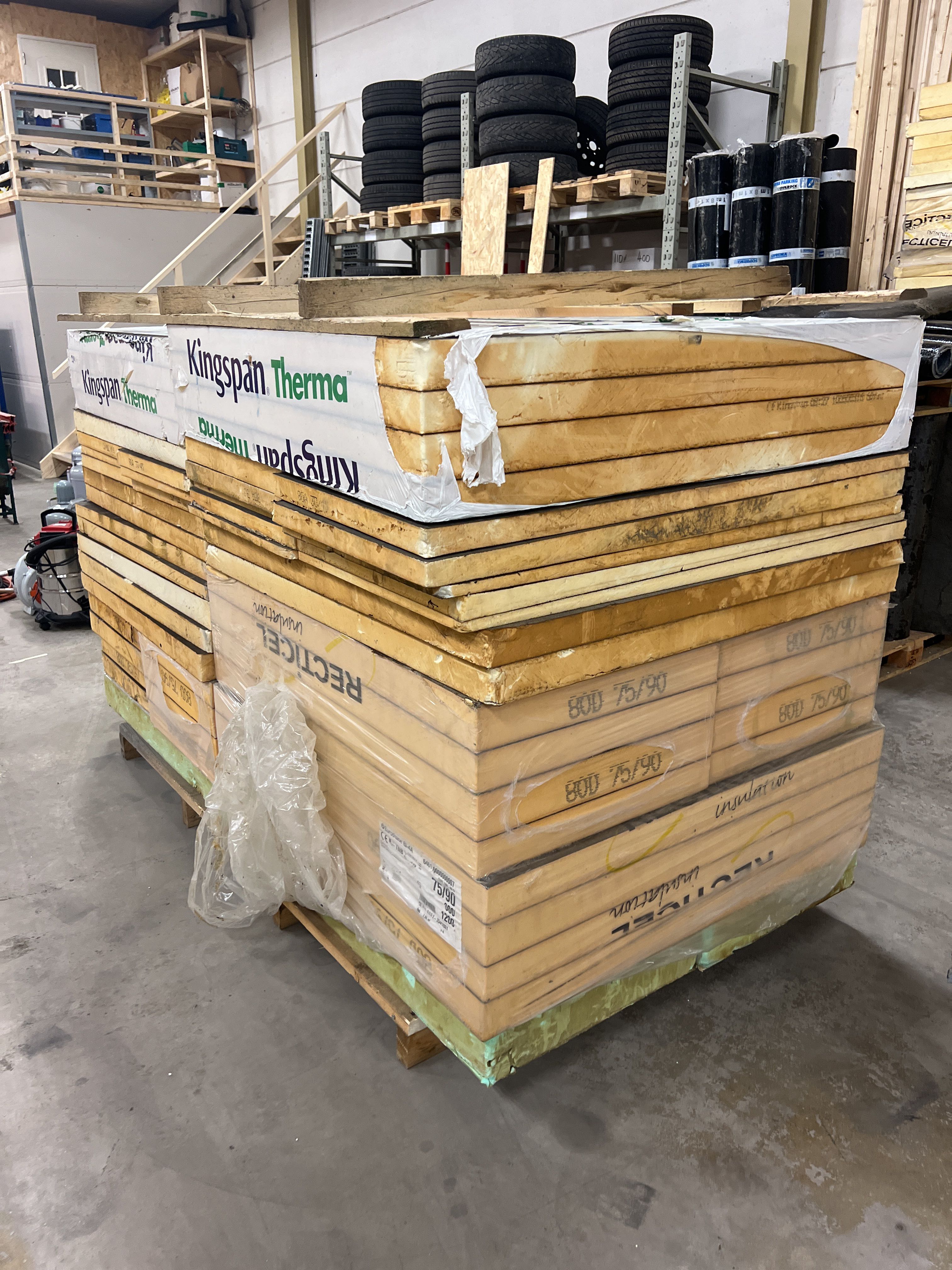 Insulation in different models - 4 bars - PS Auction - We value the ...