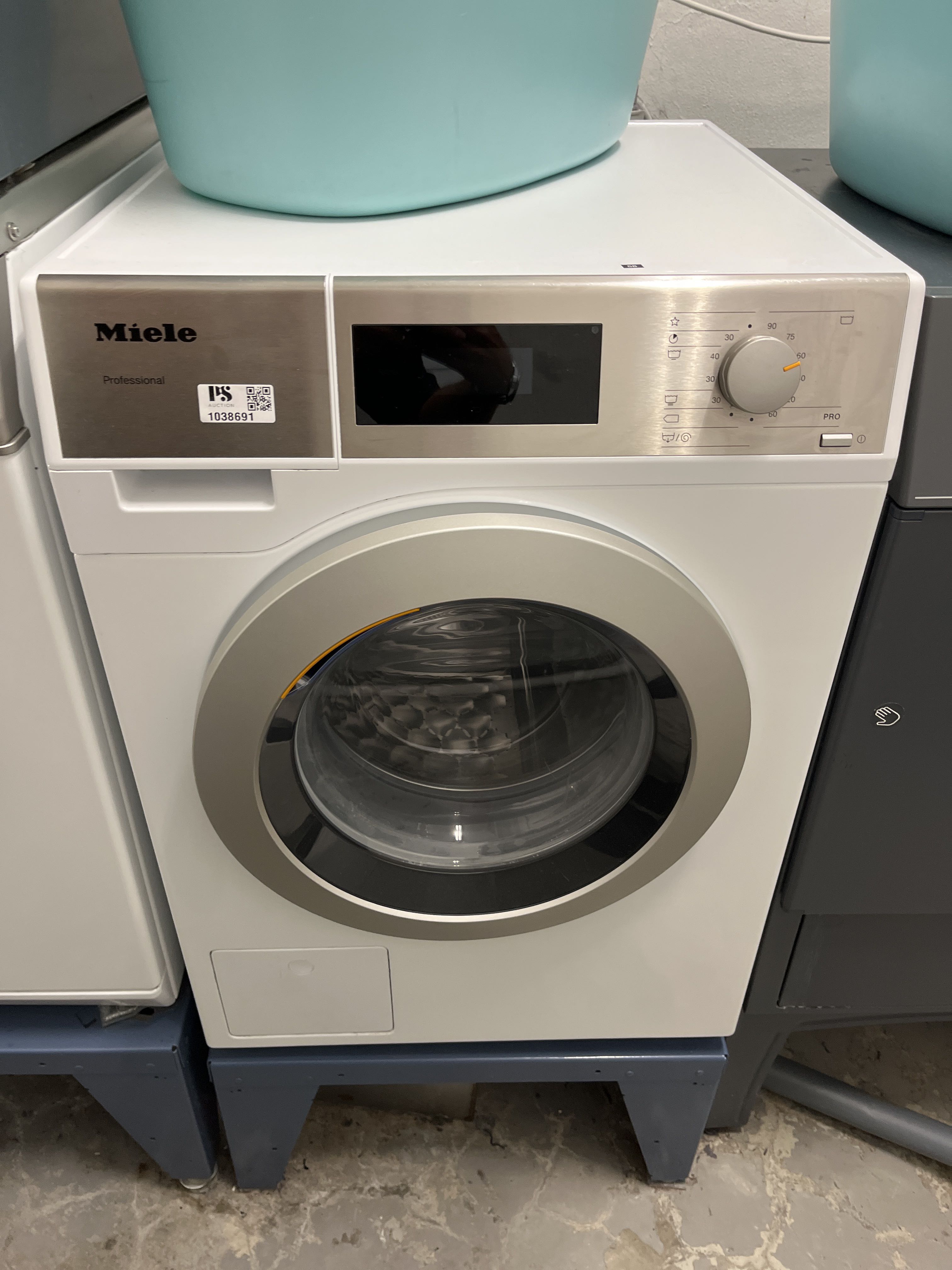 Miele washing machine Professional - PS Auction - We value the future ...
