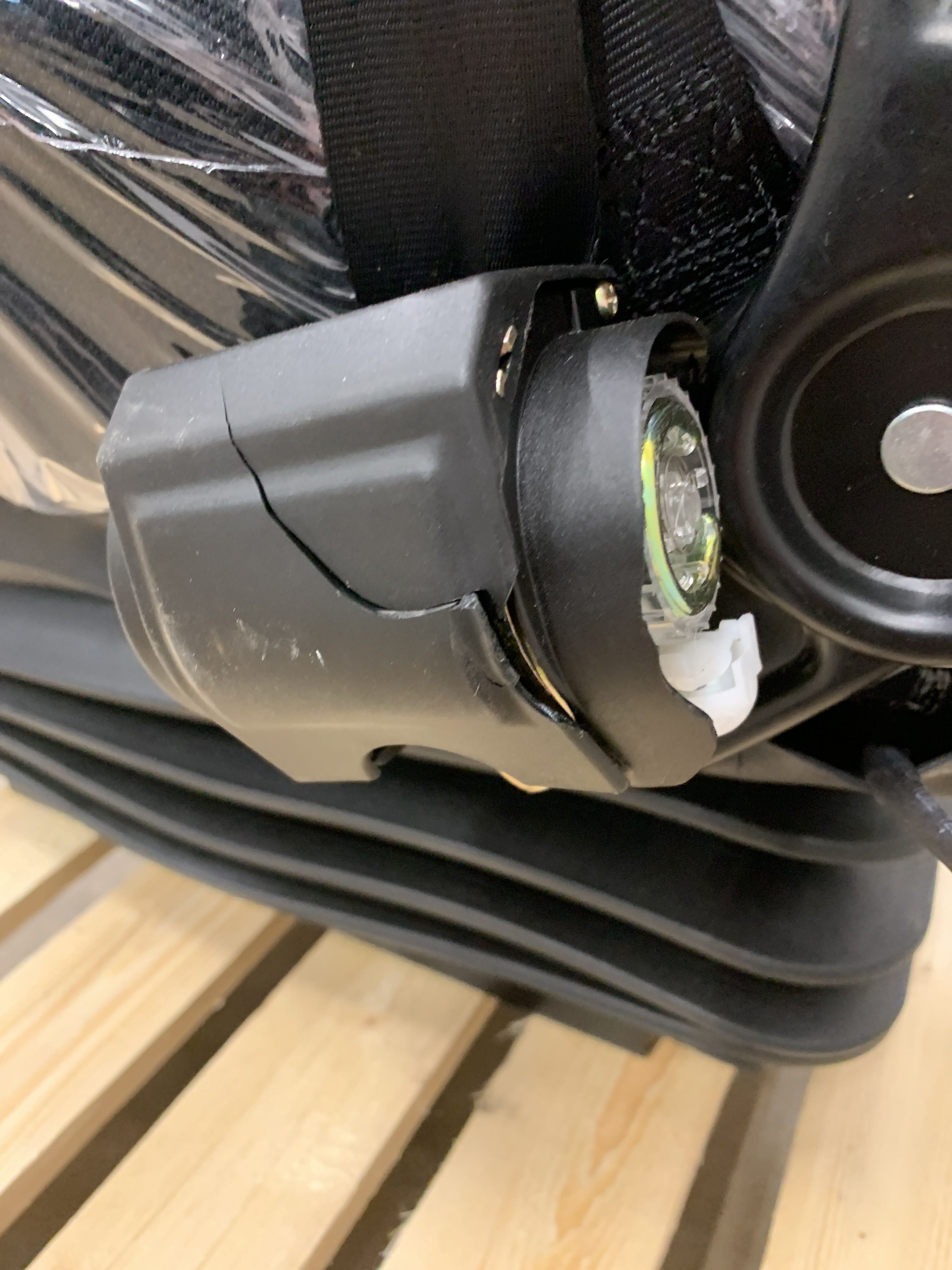 Maskinförarstol Model SJ1-29 24V - Auktioner online - Nätauktioner ...