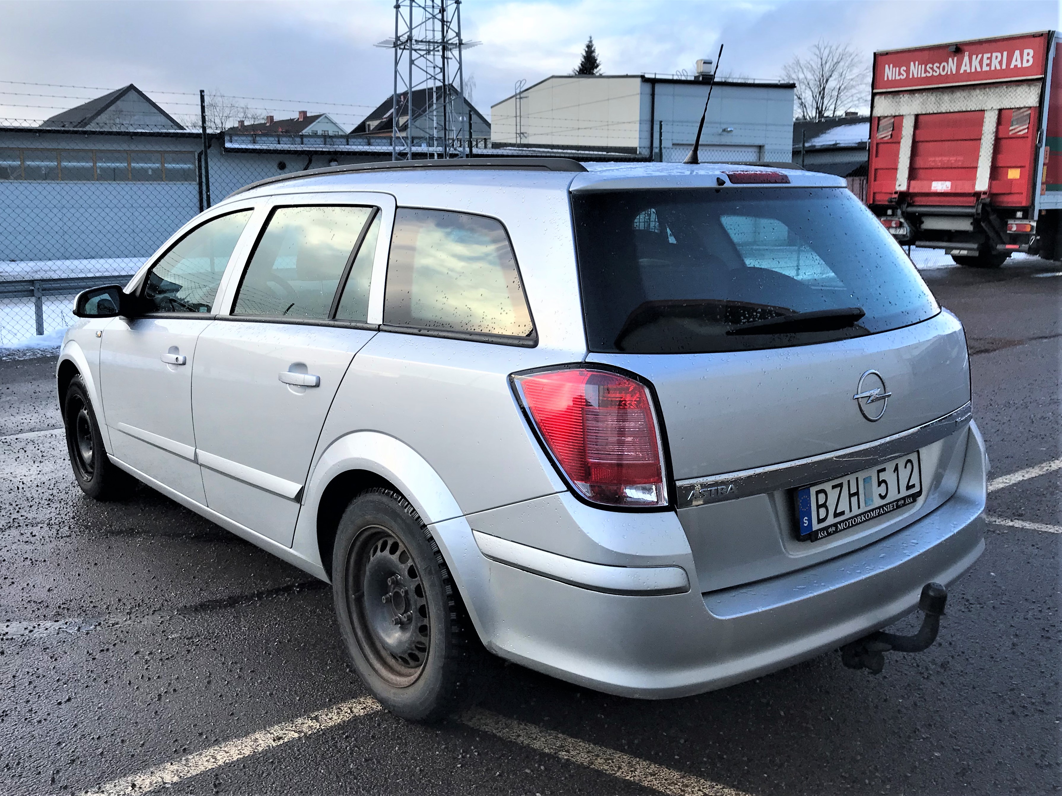 Opel Astra 1.6 Kombi Enjoy -2006 - Nätauktioner & Konkursauktioner ...