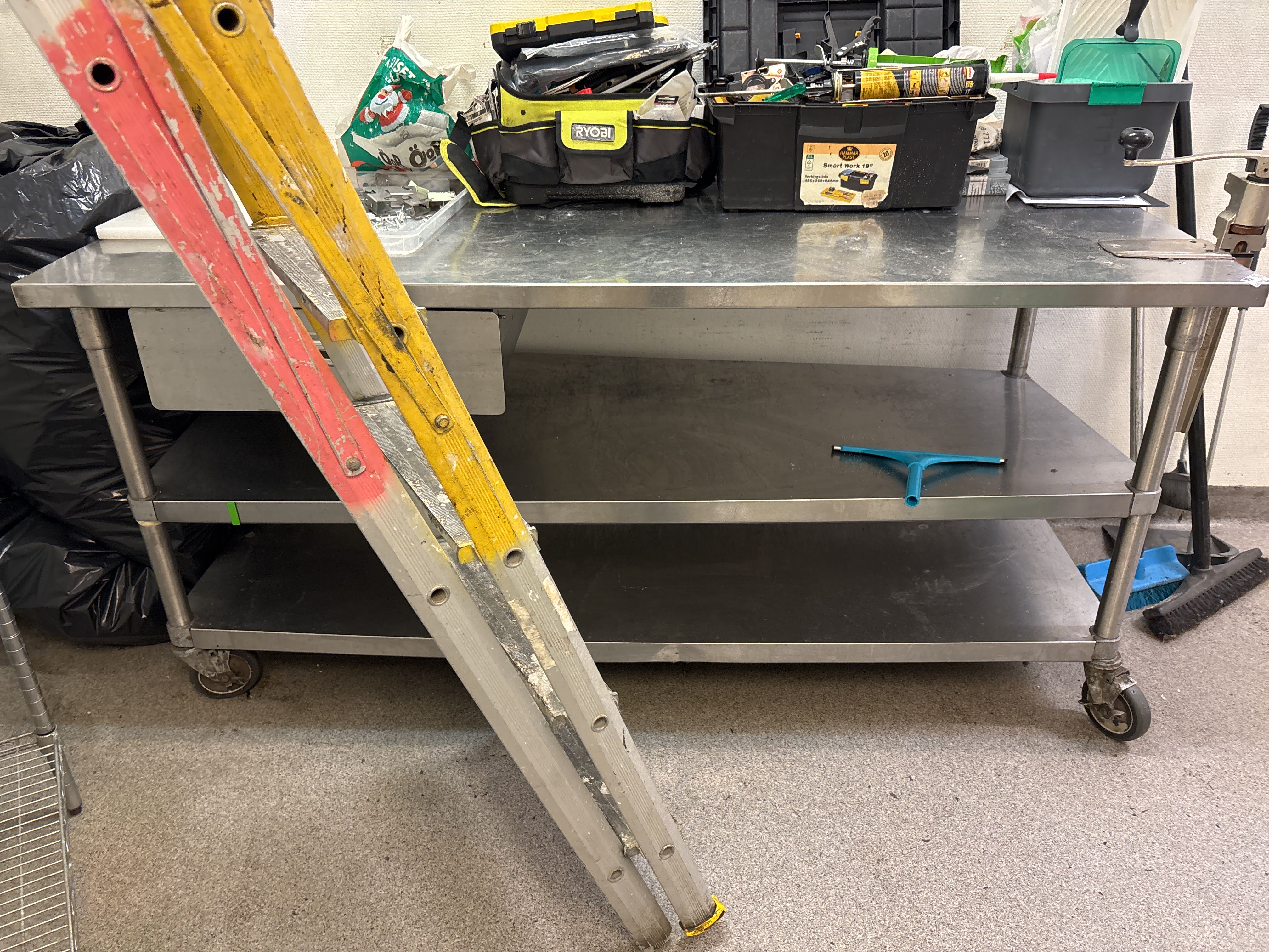 Stainless steel shelf trolley - PS Auction - We value the future ...
