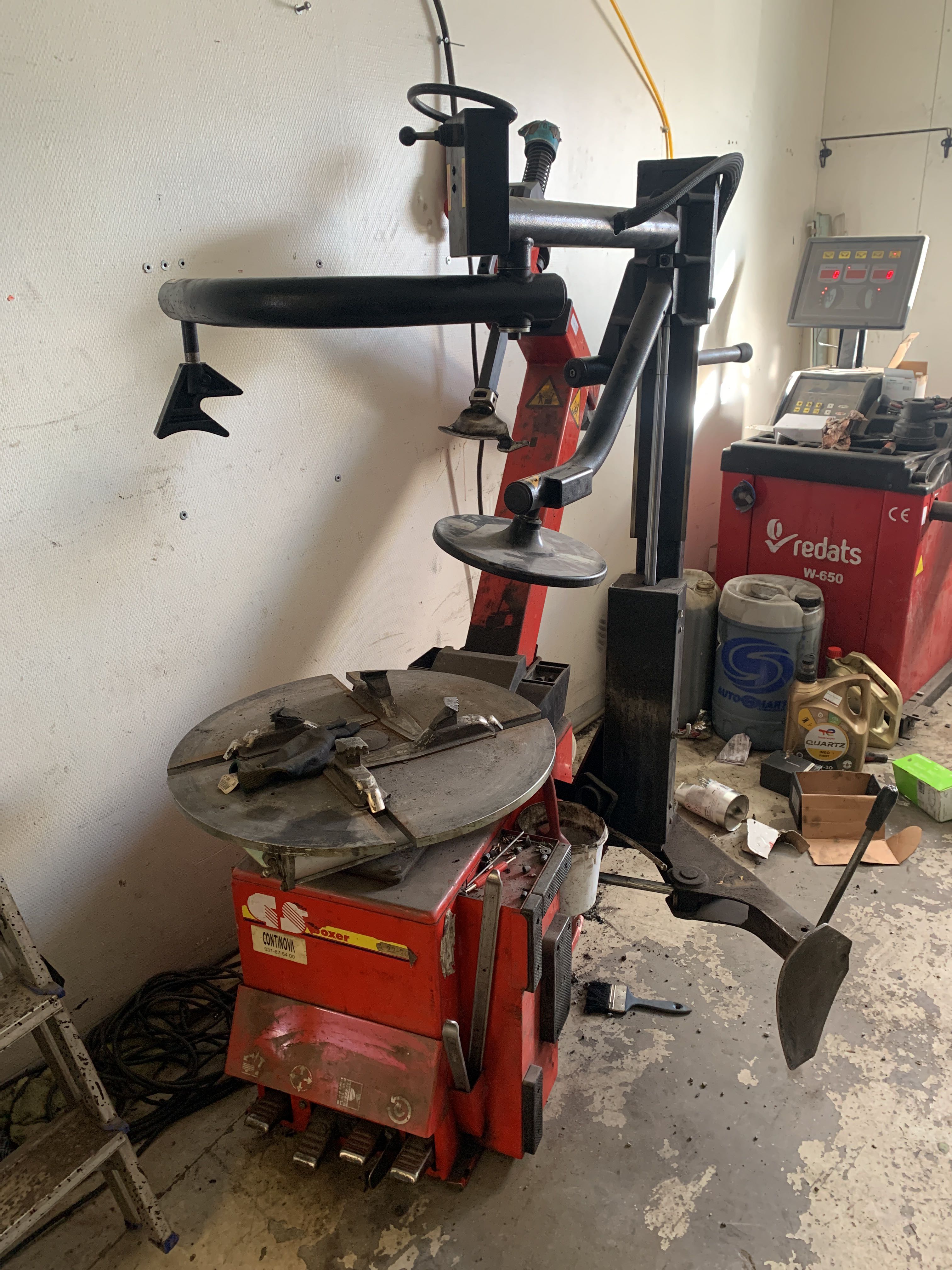 Tire inverting machine GS Boxer MH320 -2004 - PS Auction - We value the ...