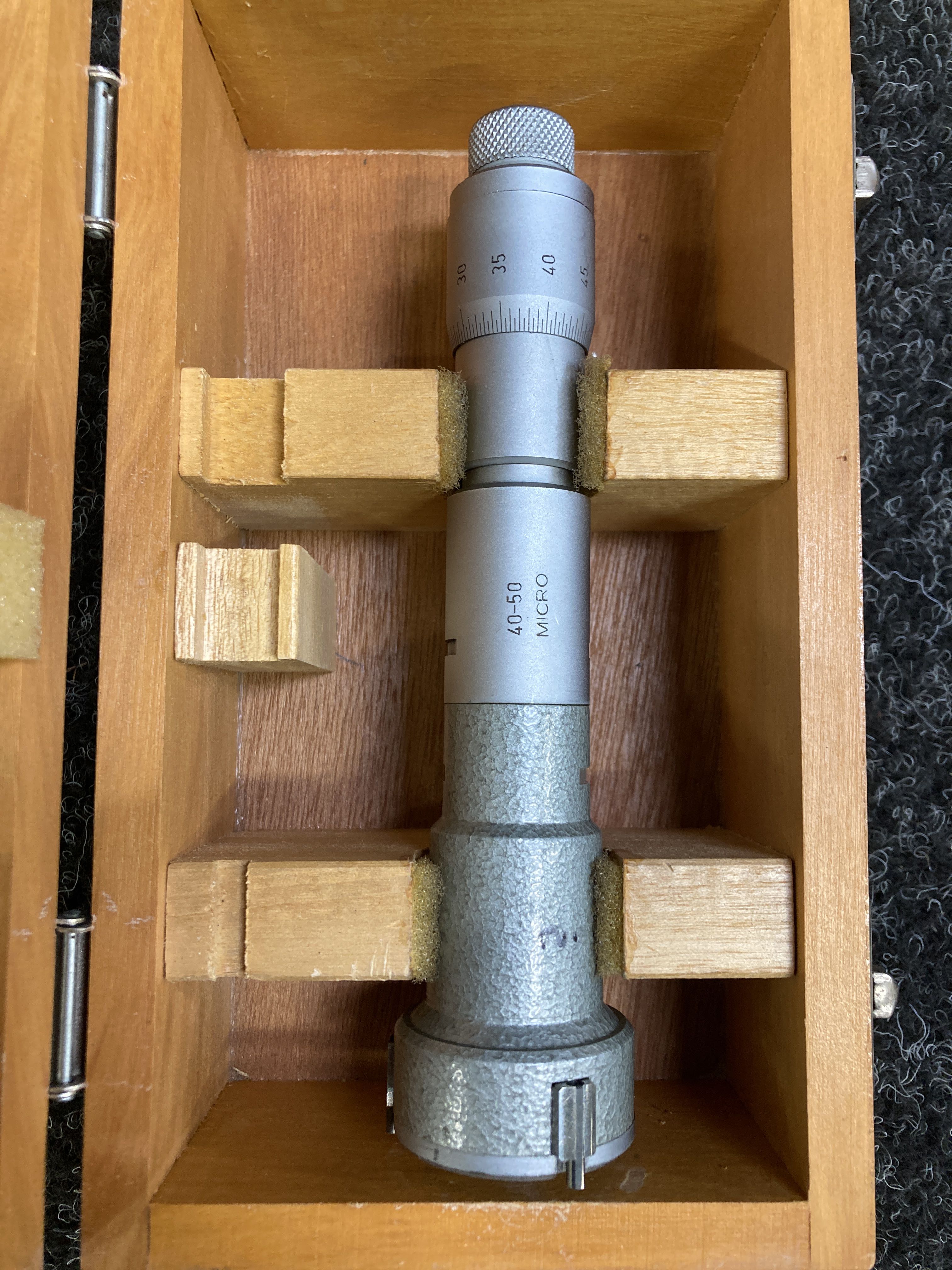 3-point micrometer Intrimic 40-50 mm - PS Auction - We value the future ...
