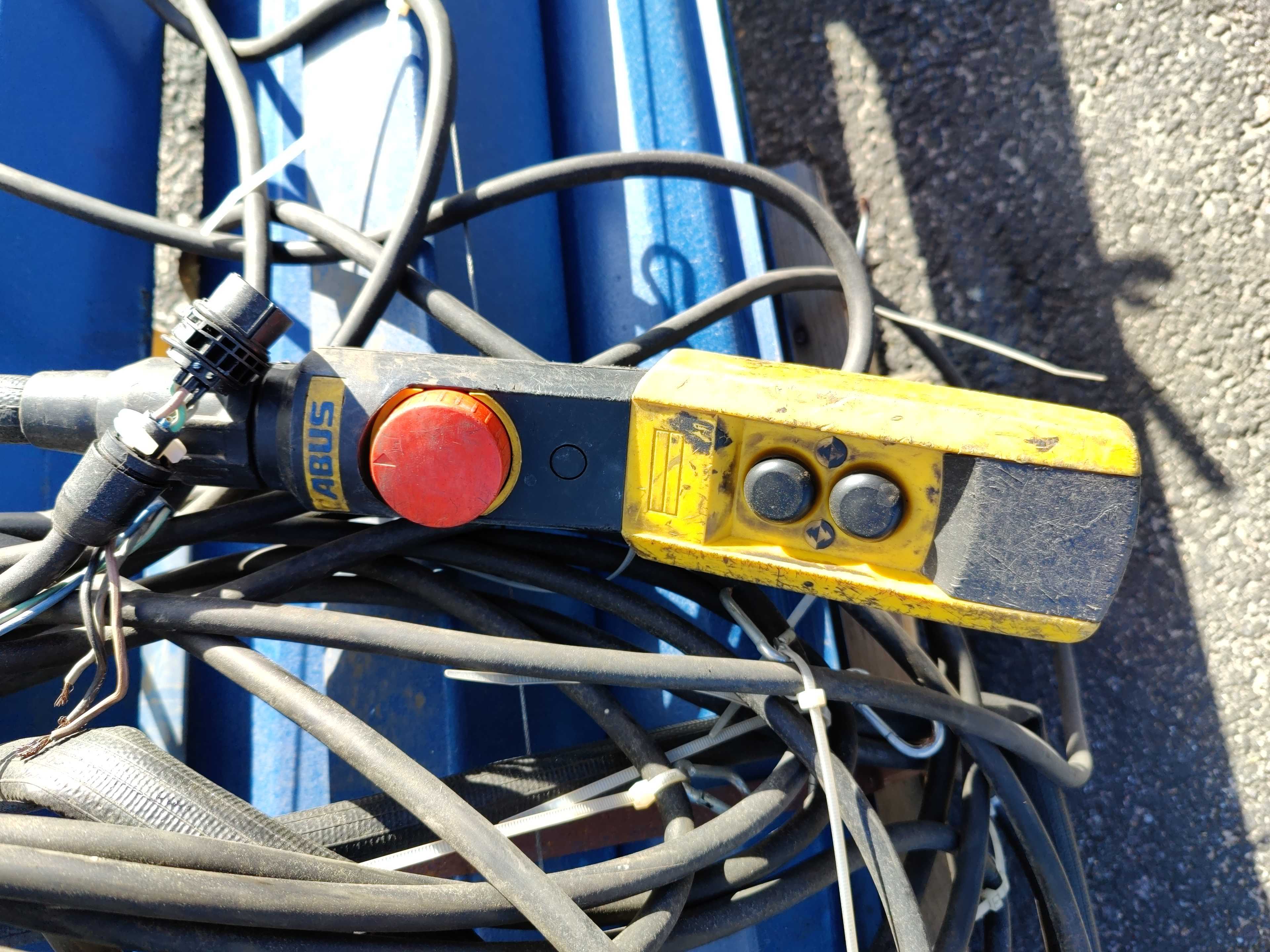 Traverssystem med telfer Abus - Auktioner online - Nätauktioner ...