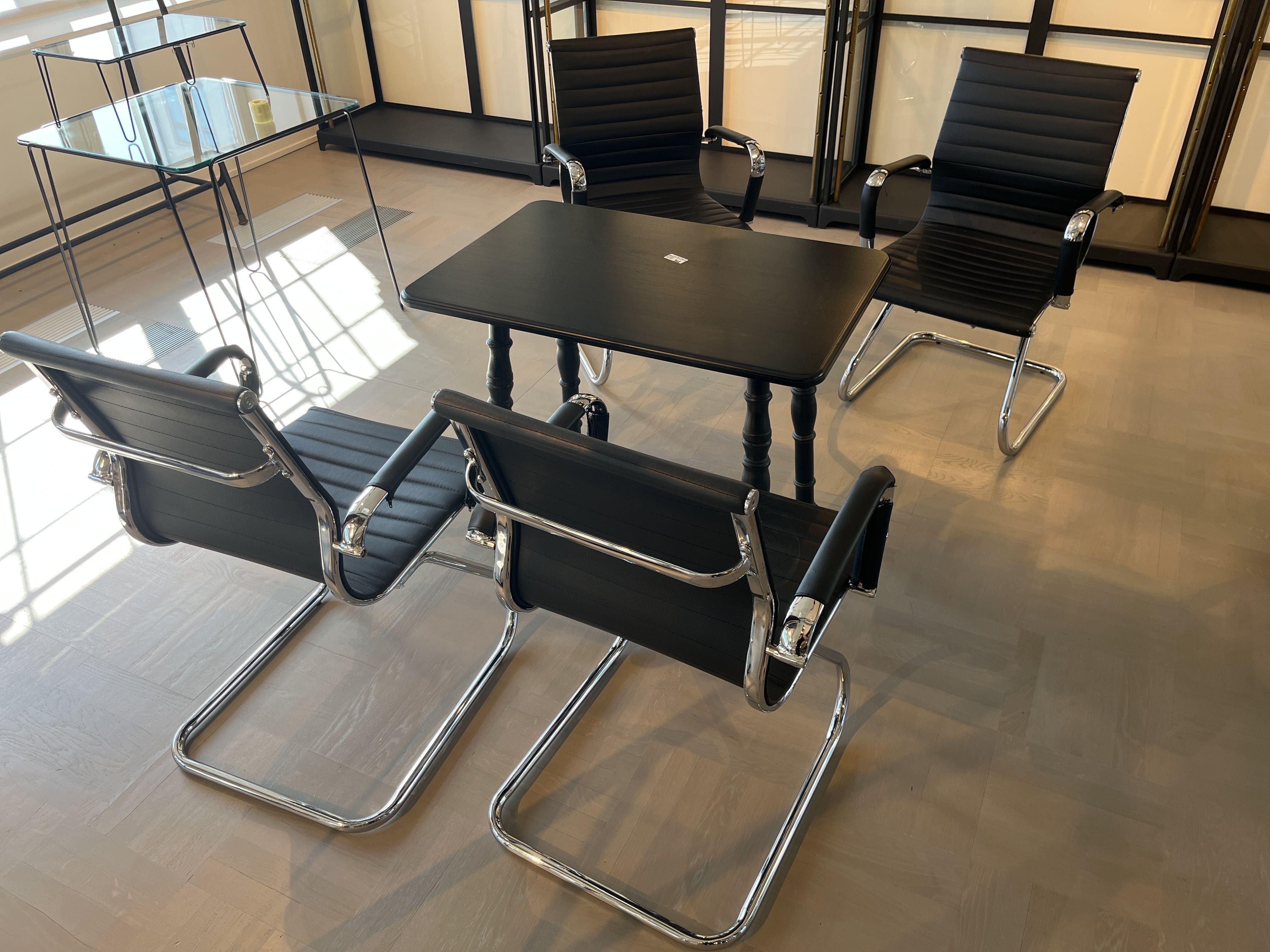 Seating group - PS Auction - We value the future - Largest in net auctions