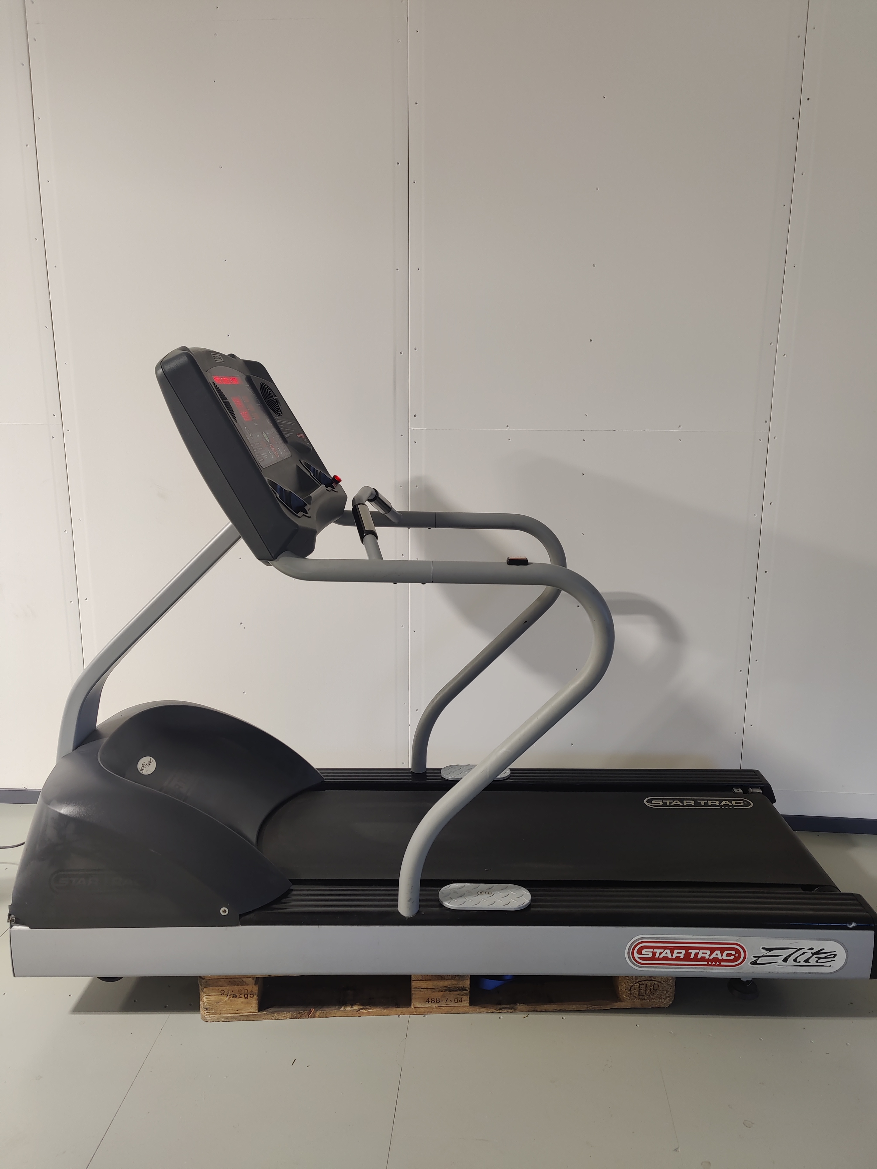 Treadmill Star Trac Pro Elite - PS Auction - We value the future ...