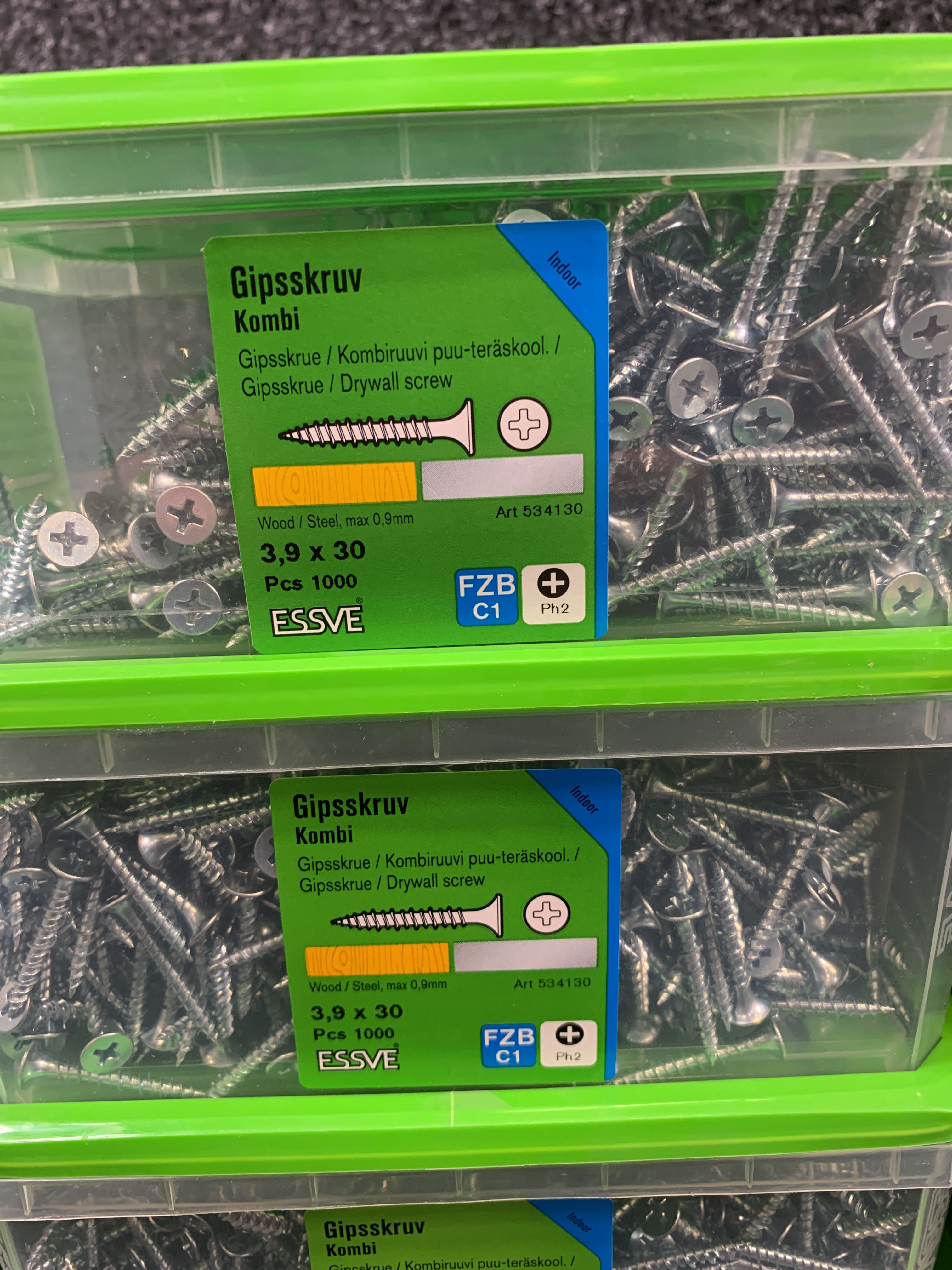 Sortiment med gipsskruv Essve - Auktioner online - Nätauktioner ...