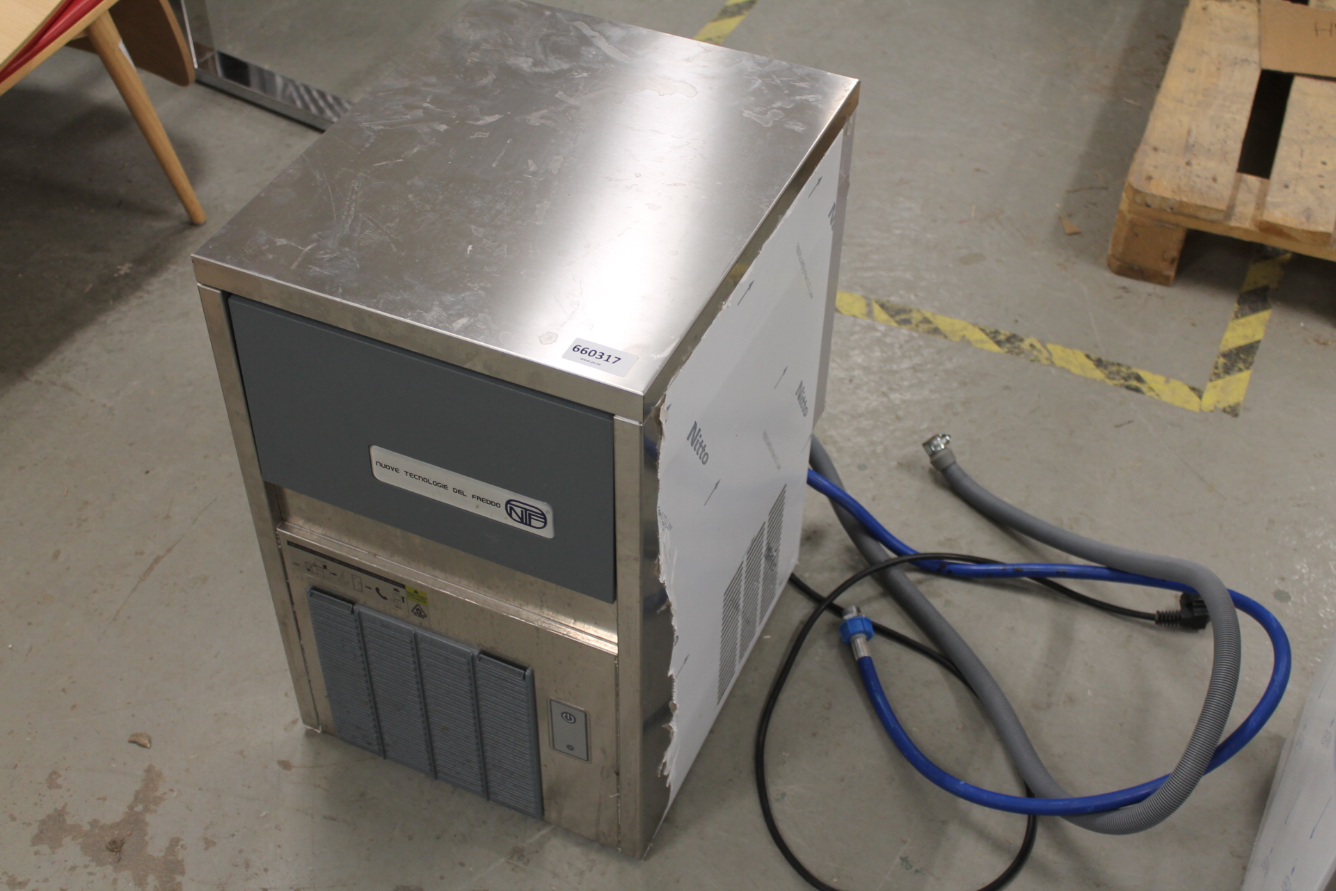 Ice maker Nuove Tecnologie del Freddo SL50W R290 - PS Auction - We ...