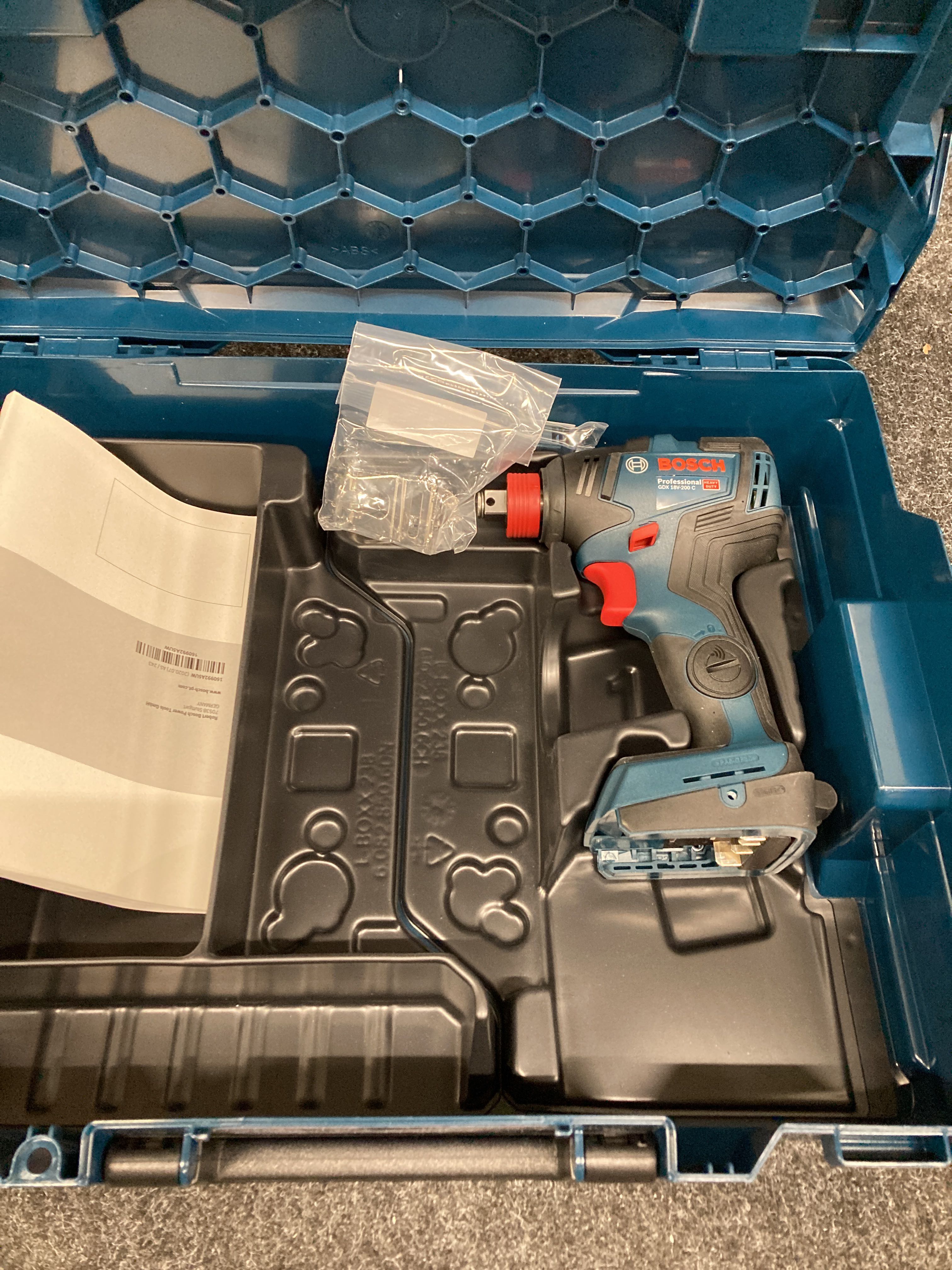 Nutrunner Bosch GDX 18V-200 C - PS Auction - We value the future ...