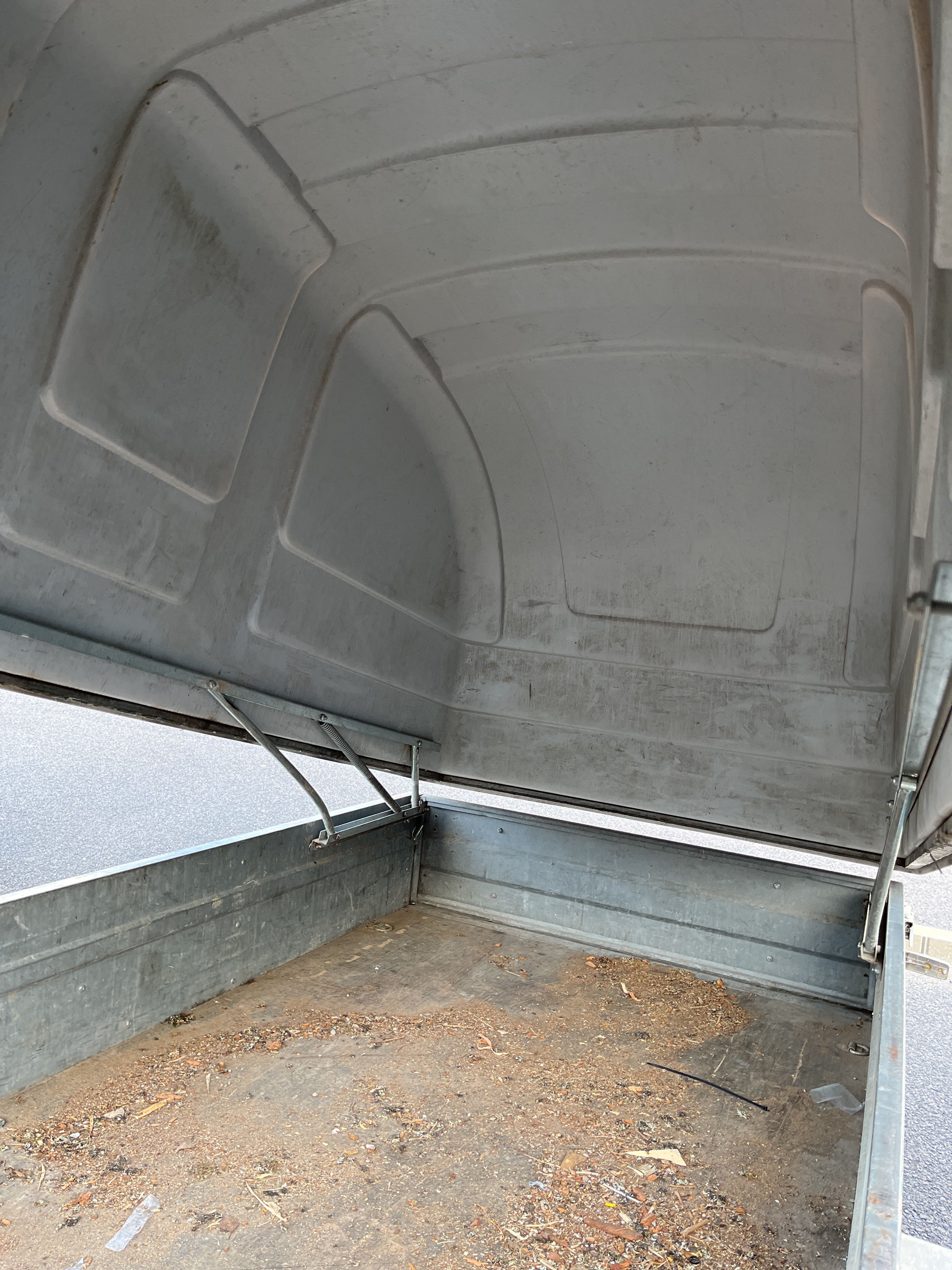 Respo trailer Reg. no. CUS302 - PS Auction - We value the future ...