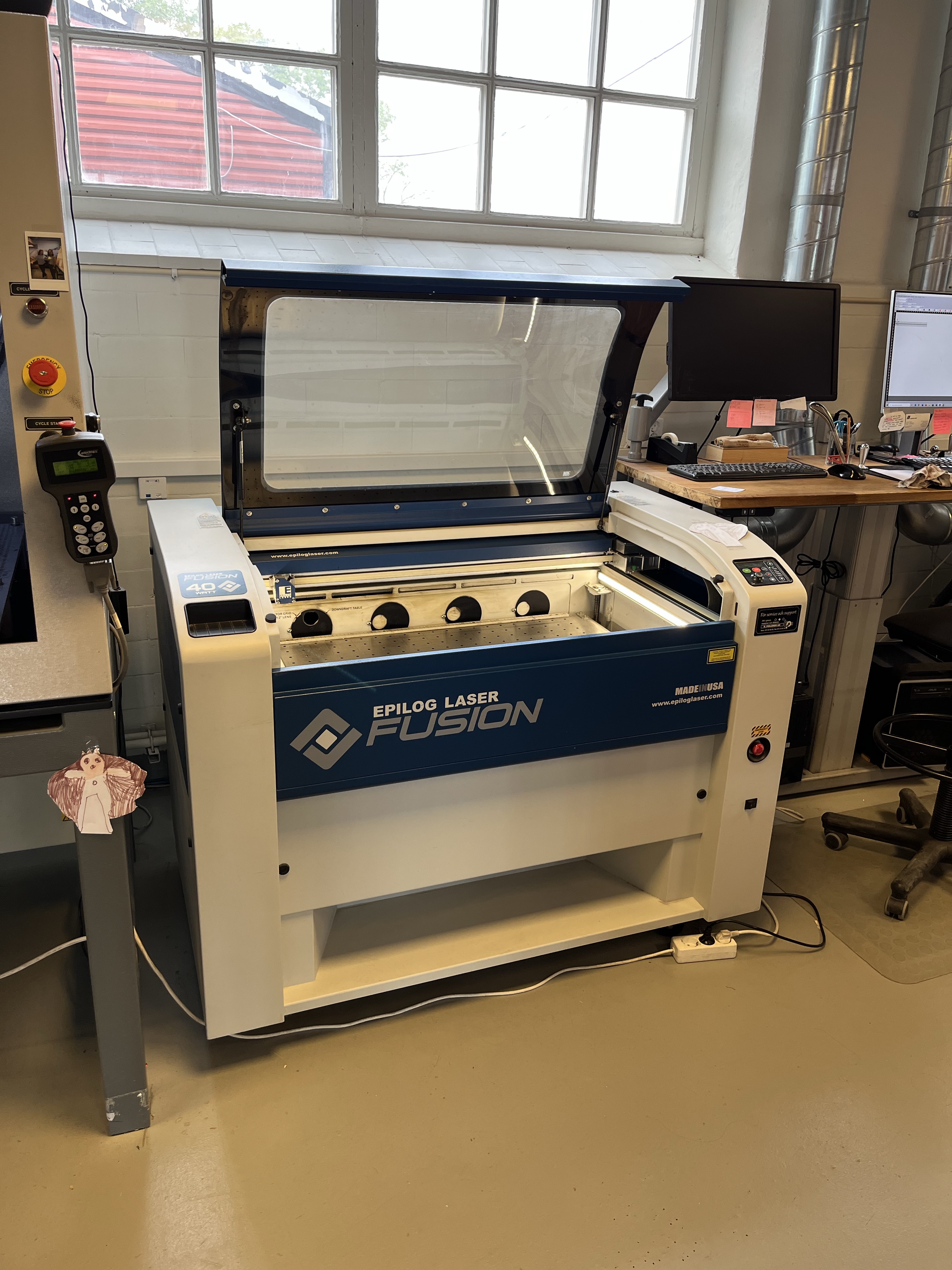 Lasermaskin - Epilog Laser Fusion 40W - Auktioner online - Nätauktioner ...