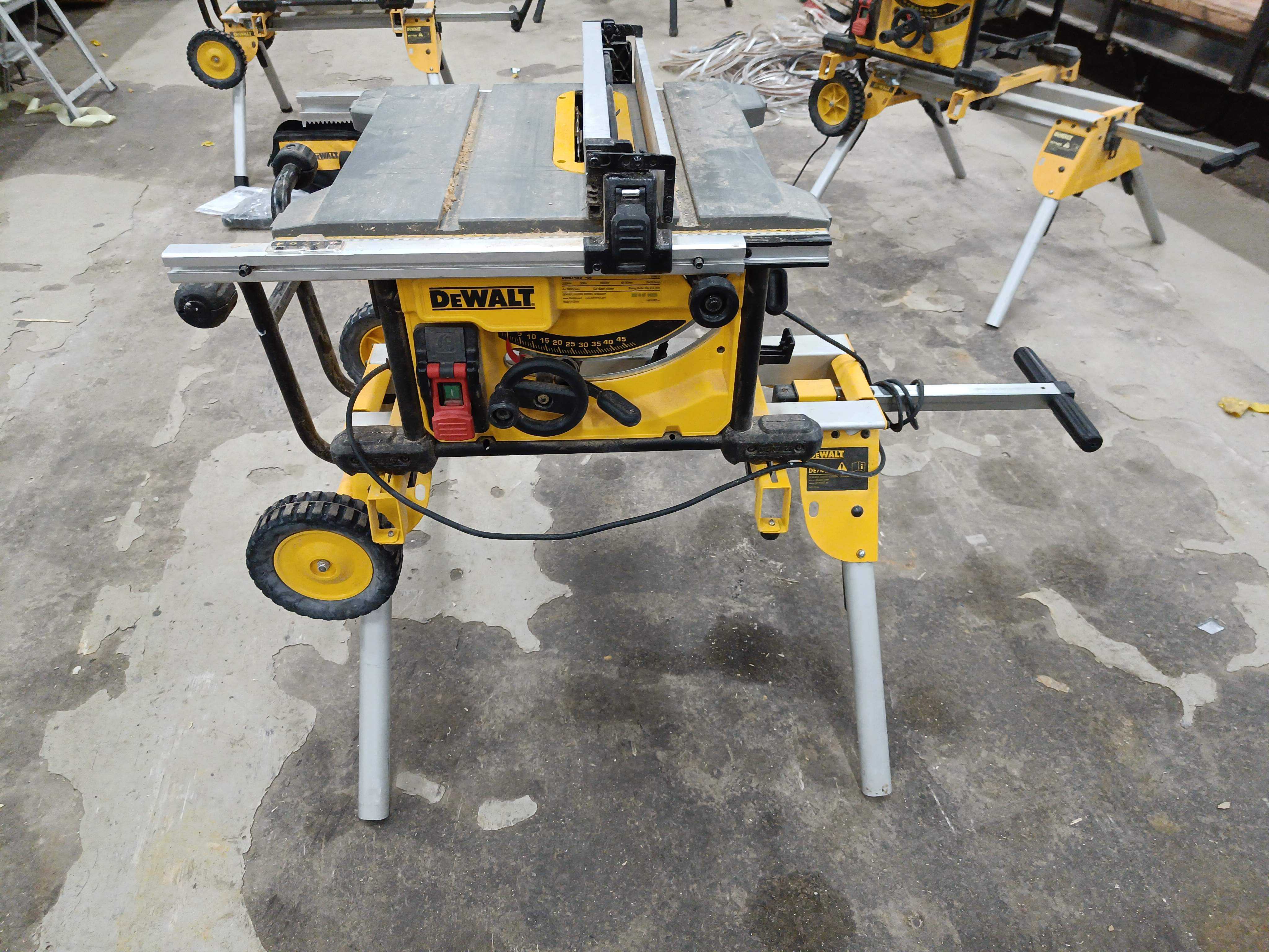 Split saw DeWalt DWE7485 - PS Auction - We value the future - Largest ...