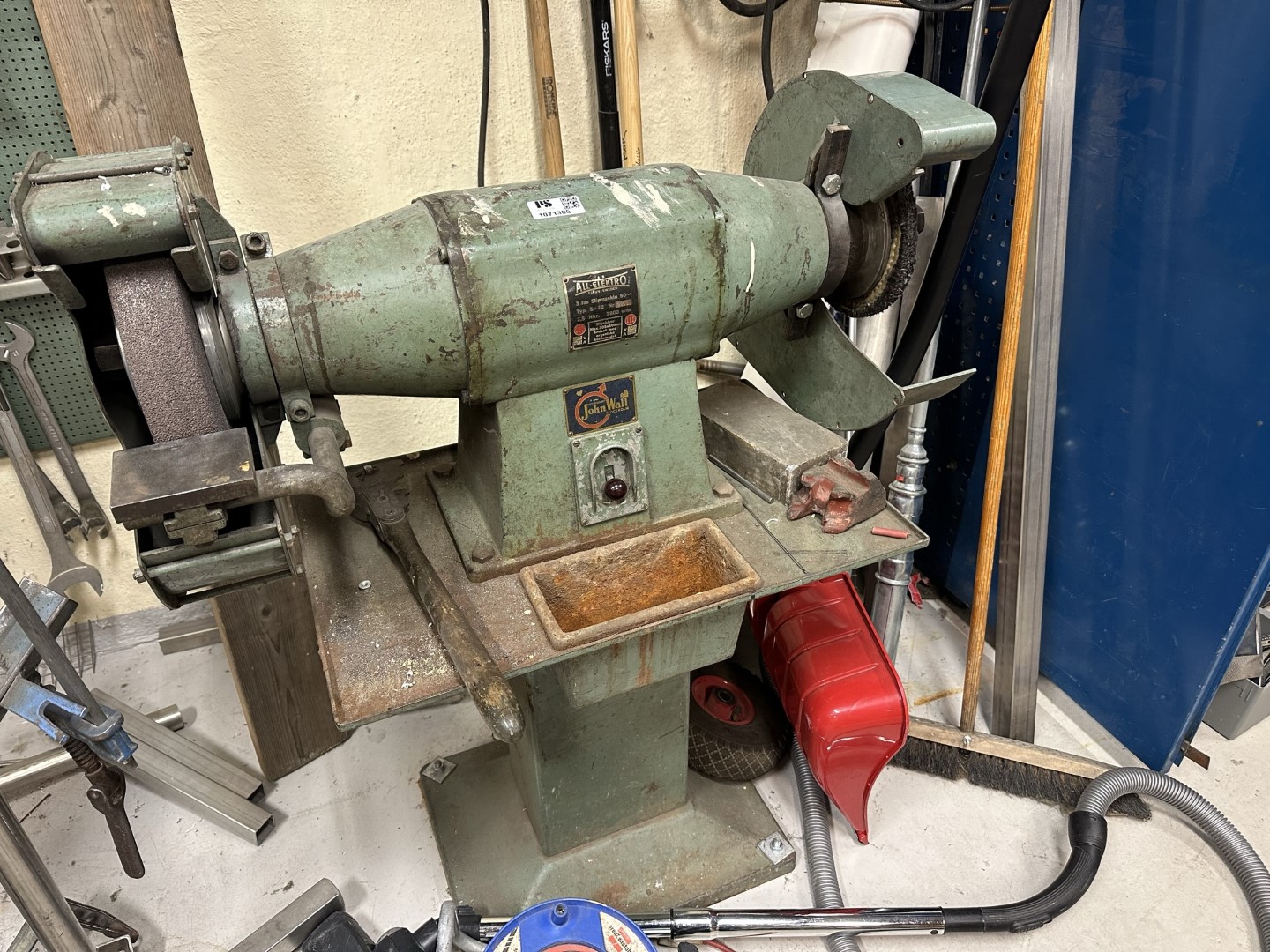 Pillar grinder All-Electro - PS Auction - We value the future - Largest ...