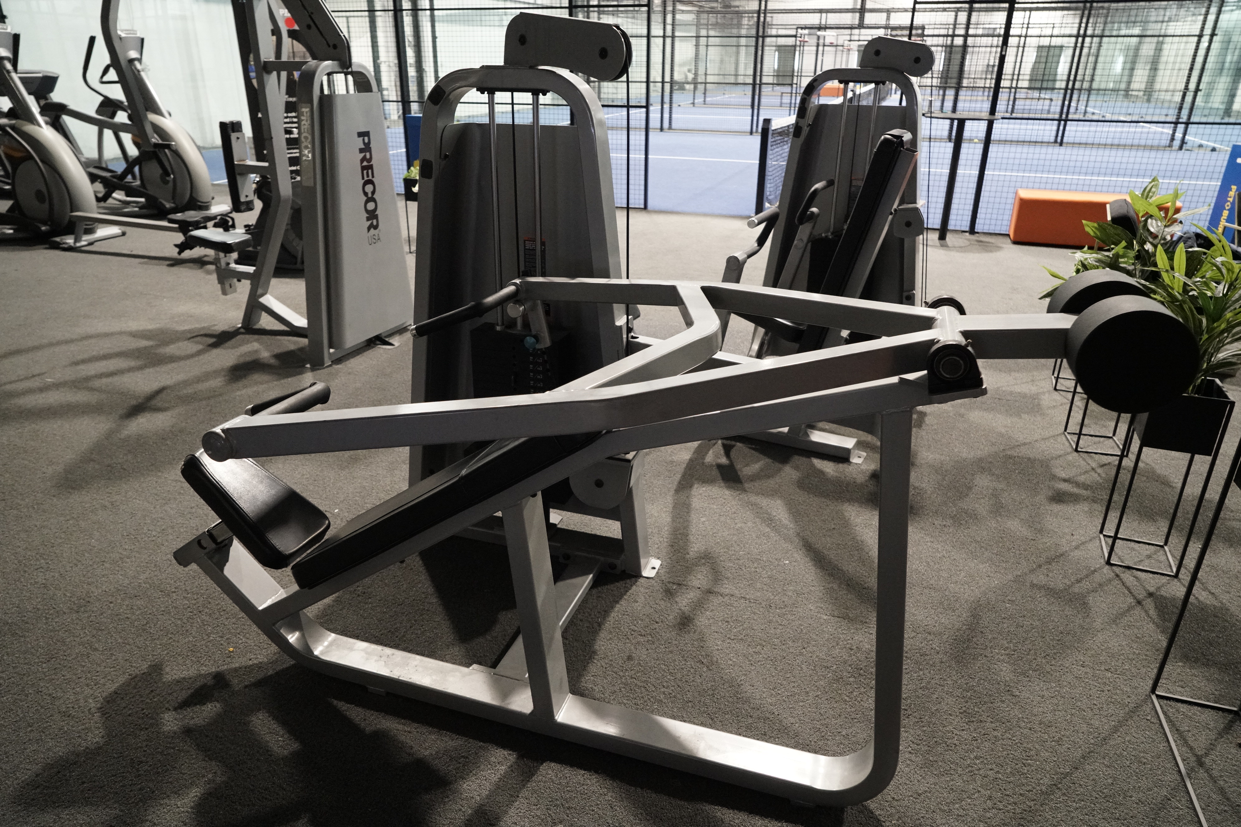 Incline Chest Press Precor Icarian Line - PS Auction - We value the ...