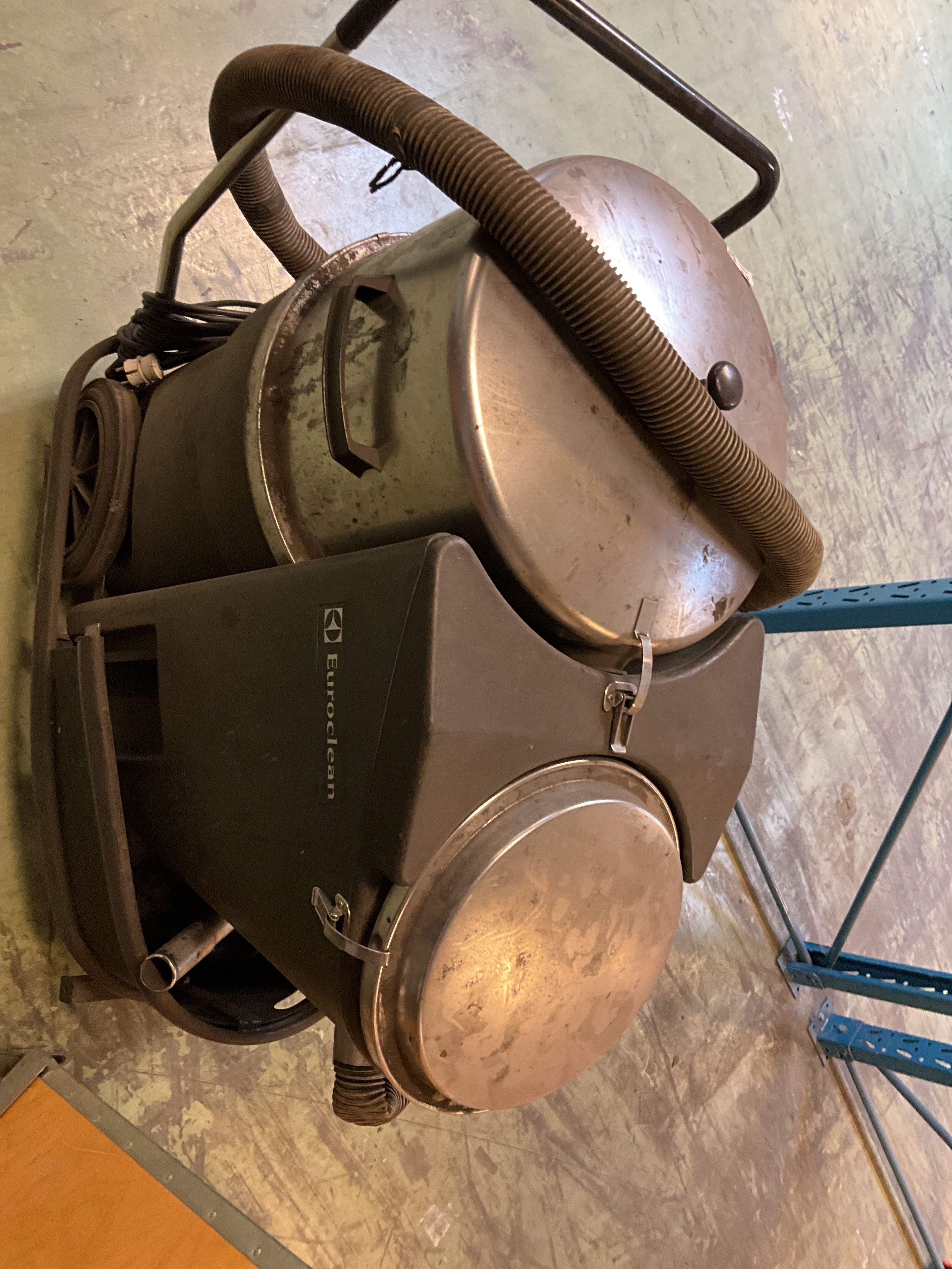 Industrial vacuum cleaner Euroclean - PS Auction - We value the future ...