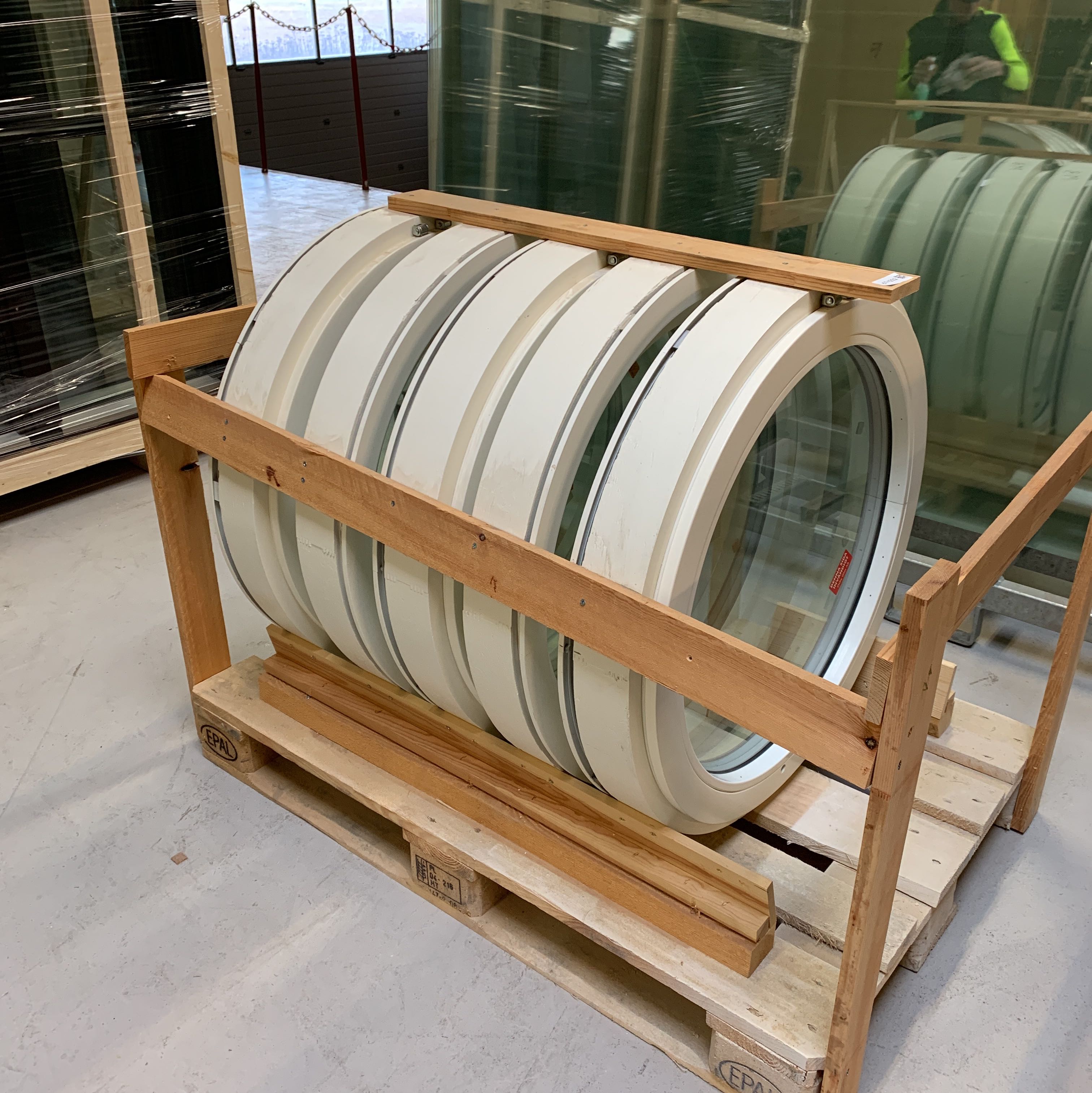 5 pcs Round Openable Windows Brand New - PS Auction - We value the ...