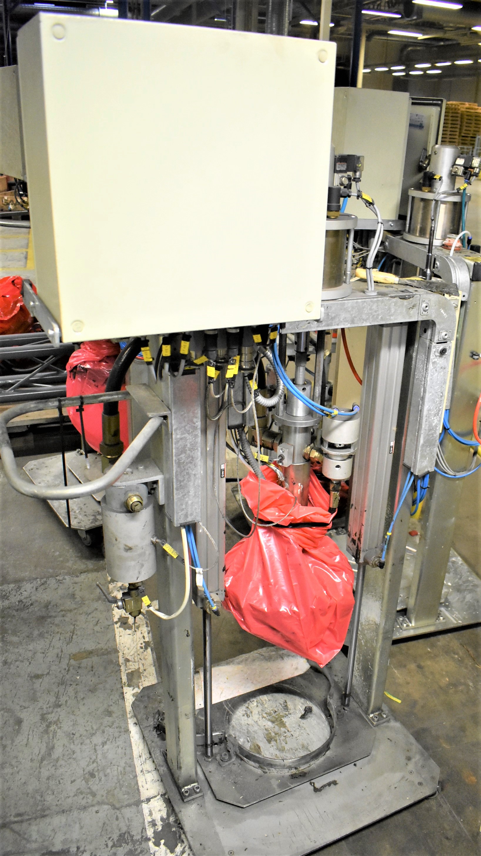 Glue system / pump station from Scanrex - PS Auction - We value the ...