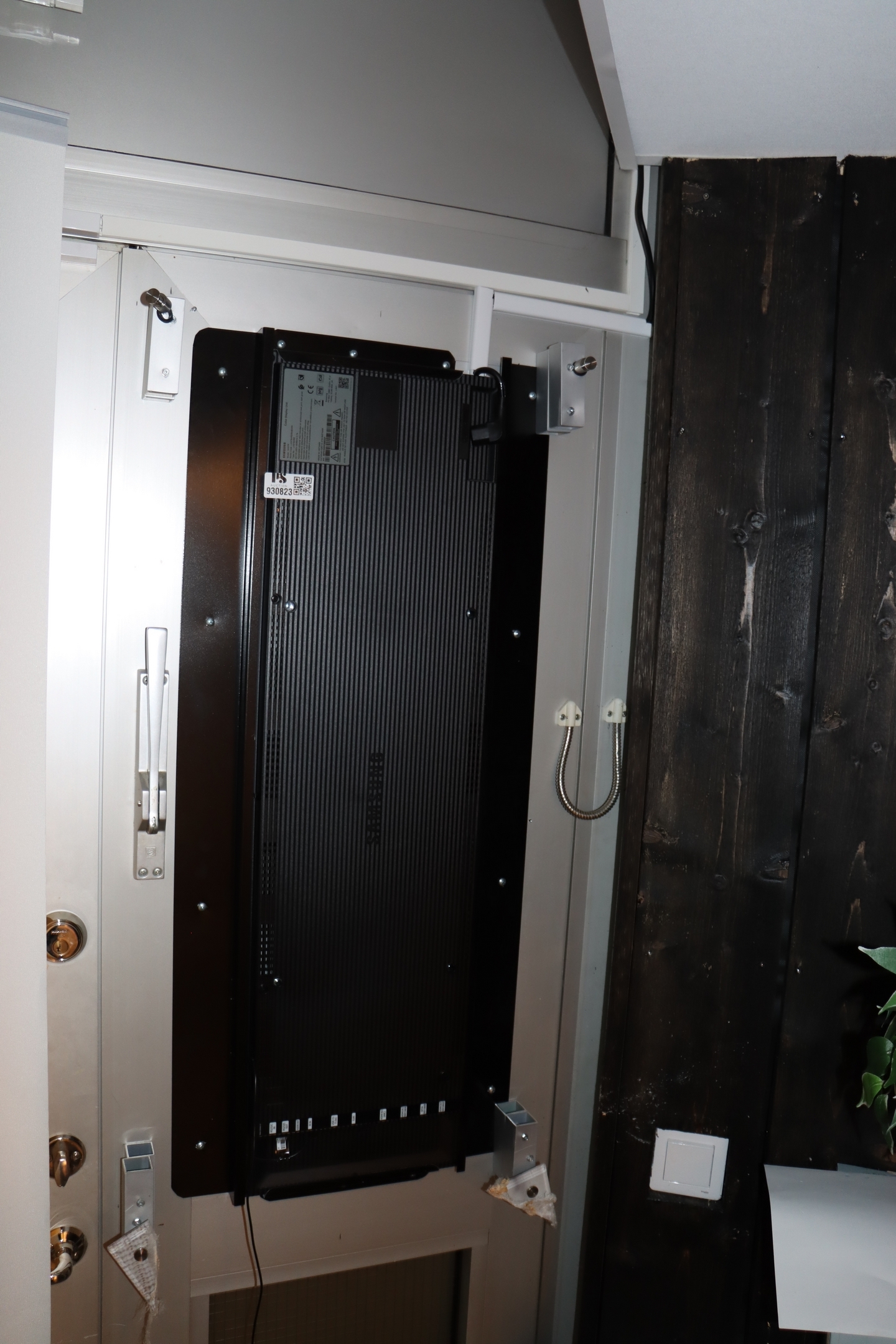 Monitor 37 inch Samsung SH37R Stretched Display - PS Auction - We value ...