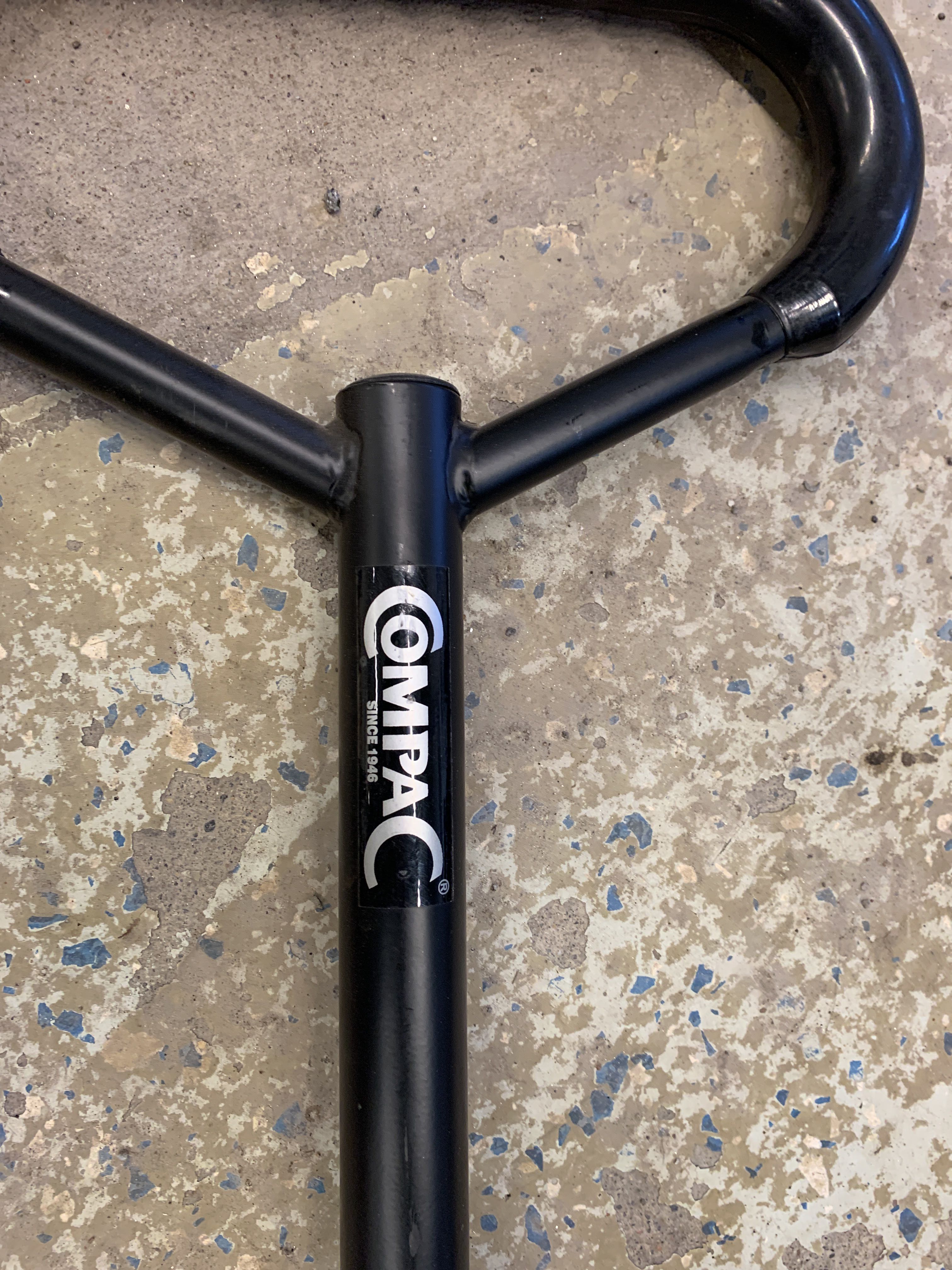 Mobile wheel lift Compac WD Mobile 2008 -2020 - PS Auction - We value ...