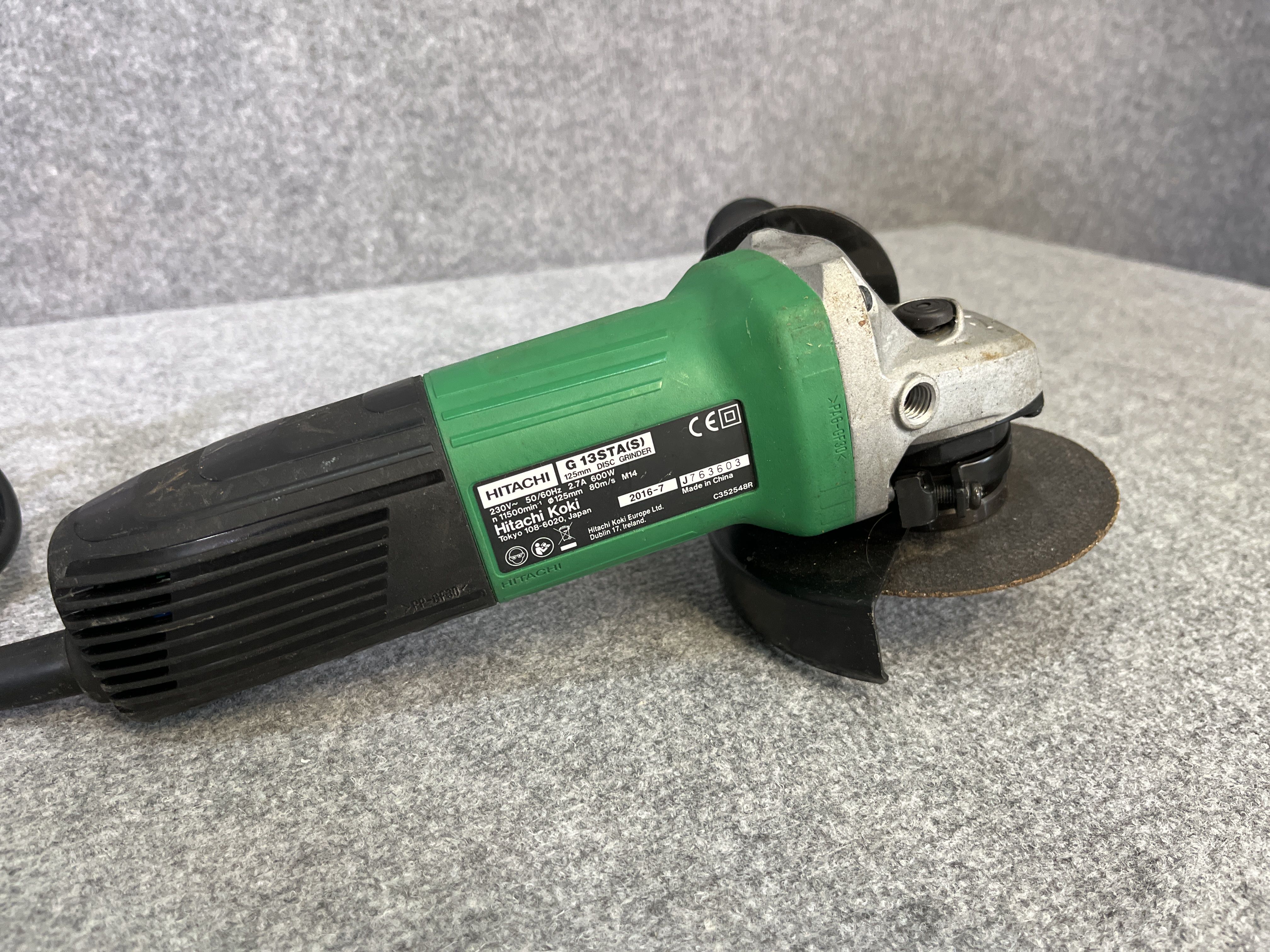 Elektriska Handverktyg 3 stycken Bosch / Hitachi - Auktioner online ...