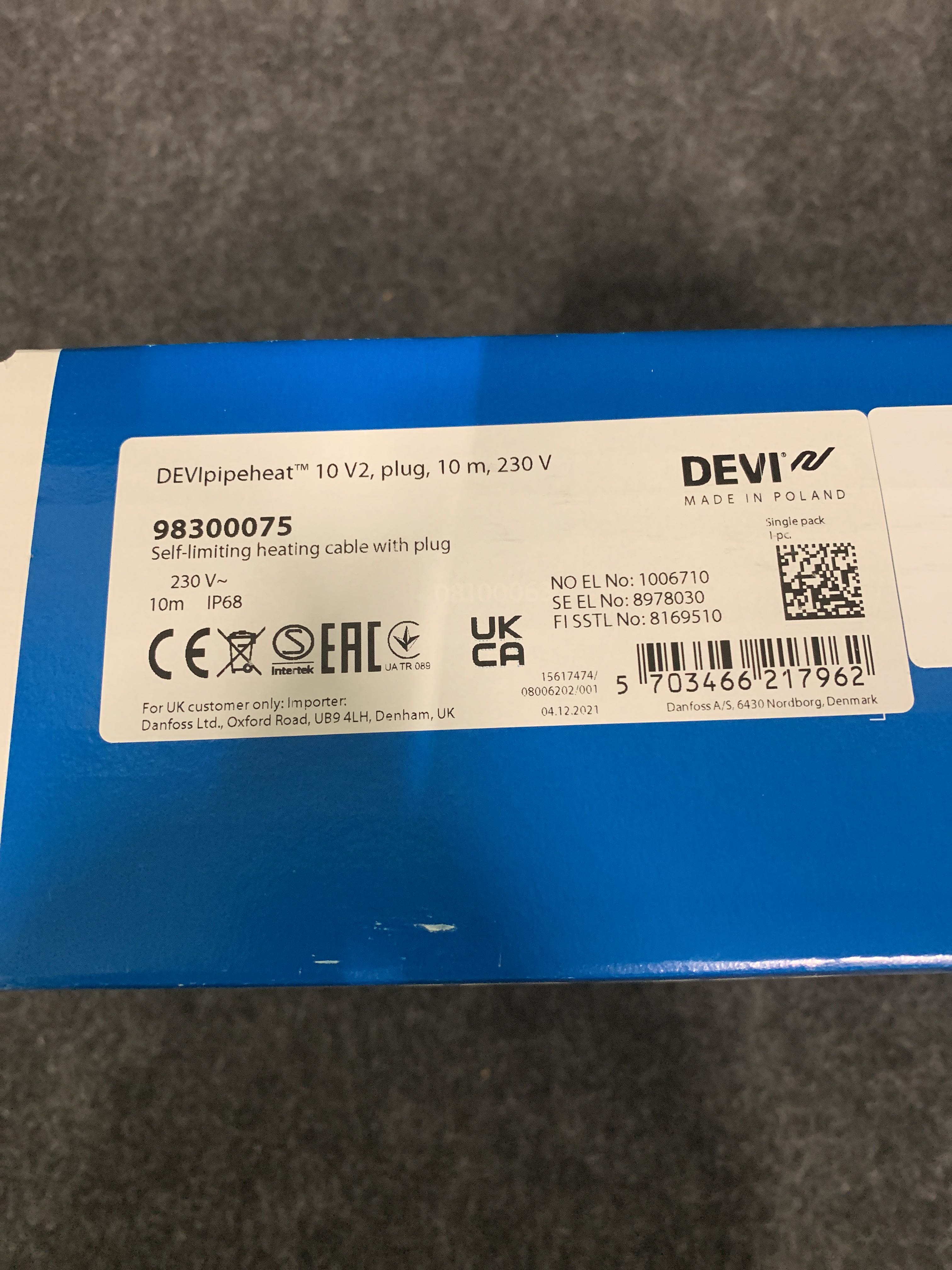 2st Värmekabel DEVI DEVIpipeheat & 1st Golv och frostskydd DEVIFLEX - Auktioner online ...