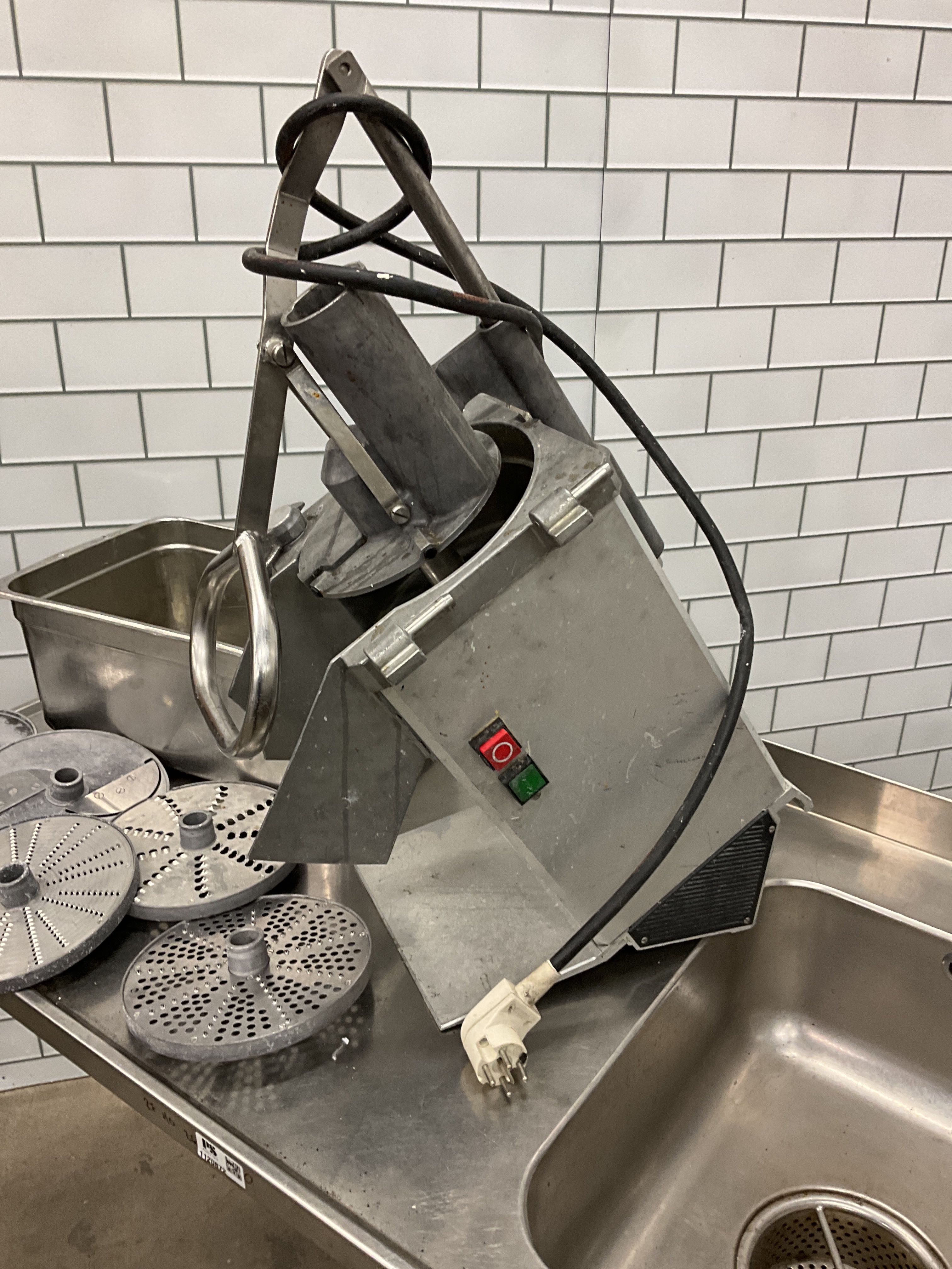 Grönsaksskärare Hällde RG 350 - Auktioner online - Nätauktioner ...