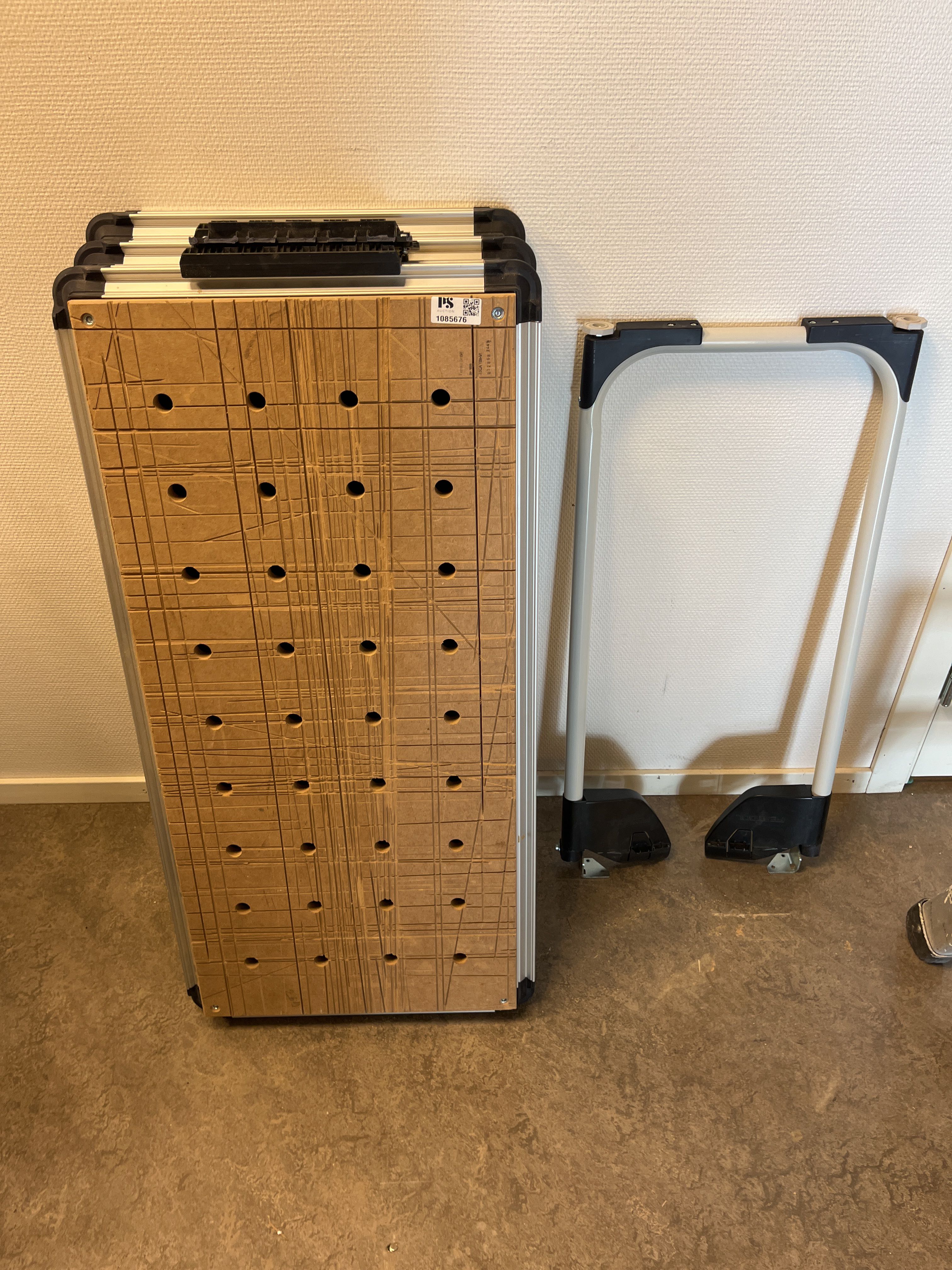 Folding tool benches Festool - PS Auction - We value the future ...