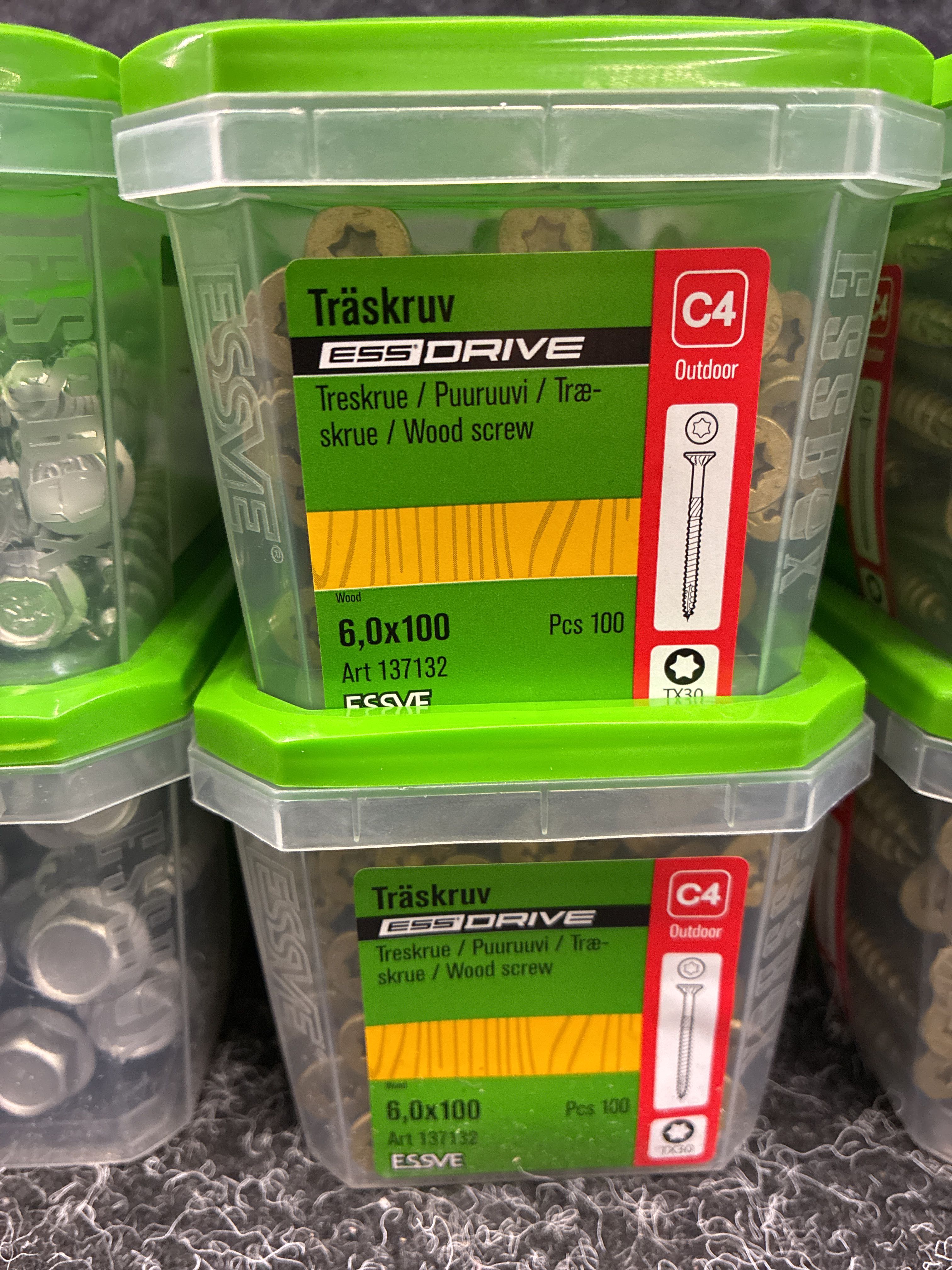 6 st Förpackningar Konstruktionsskruv & Träskruv, Essve - Auktioner ...