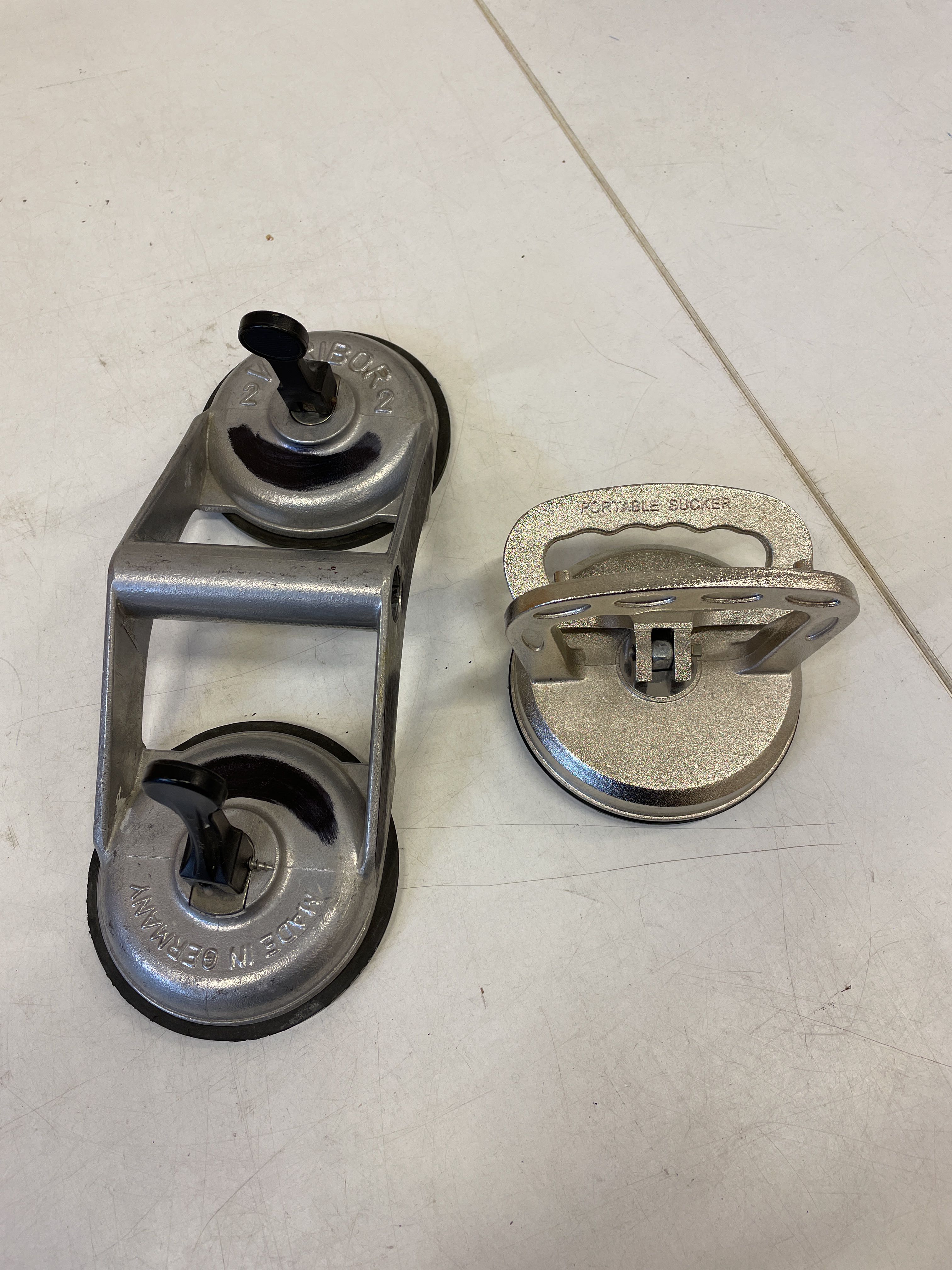 Suction lift, shoe cord, extension cable etc - PS Auction - We value ...