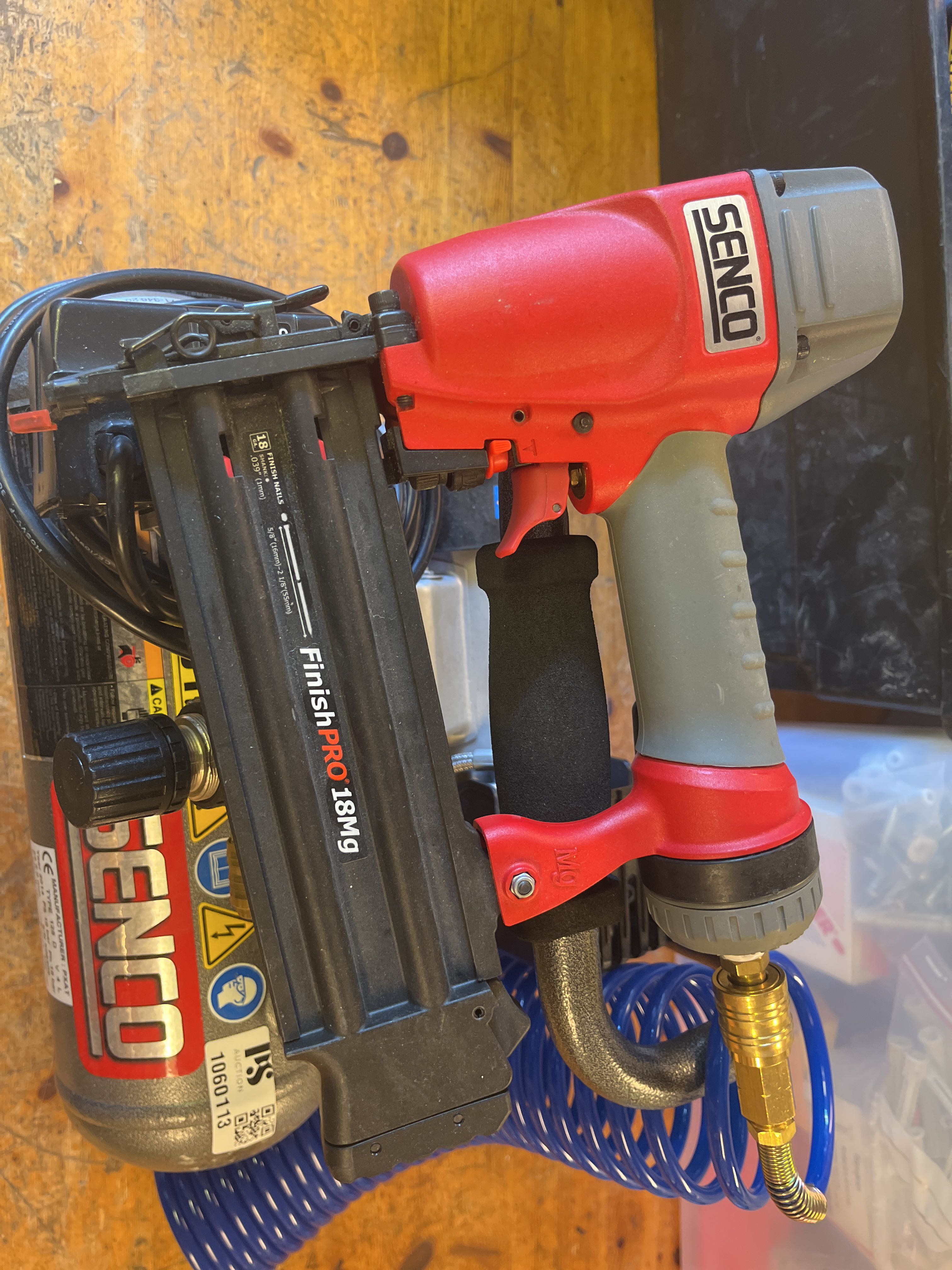 Senco Compressor / Nail gun - PS Auction - We value the future ...