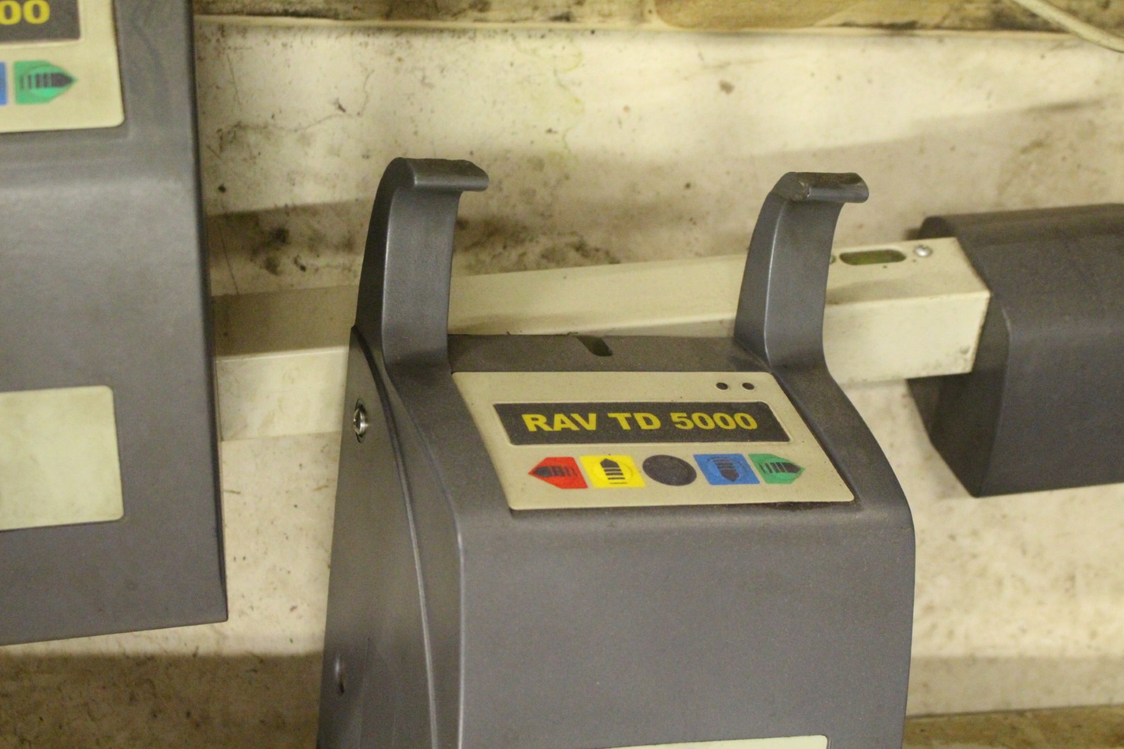 Hjulinställningsmaskin Ravaglioli RAV TD 5000 - PS Auction - We value ...