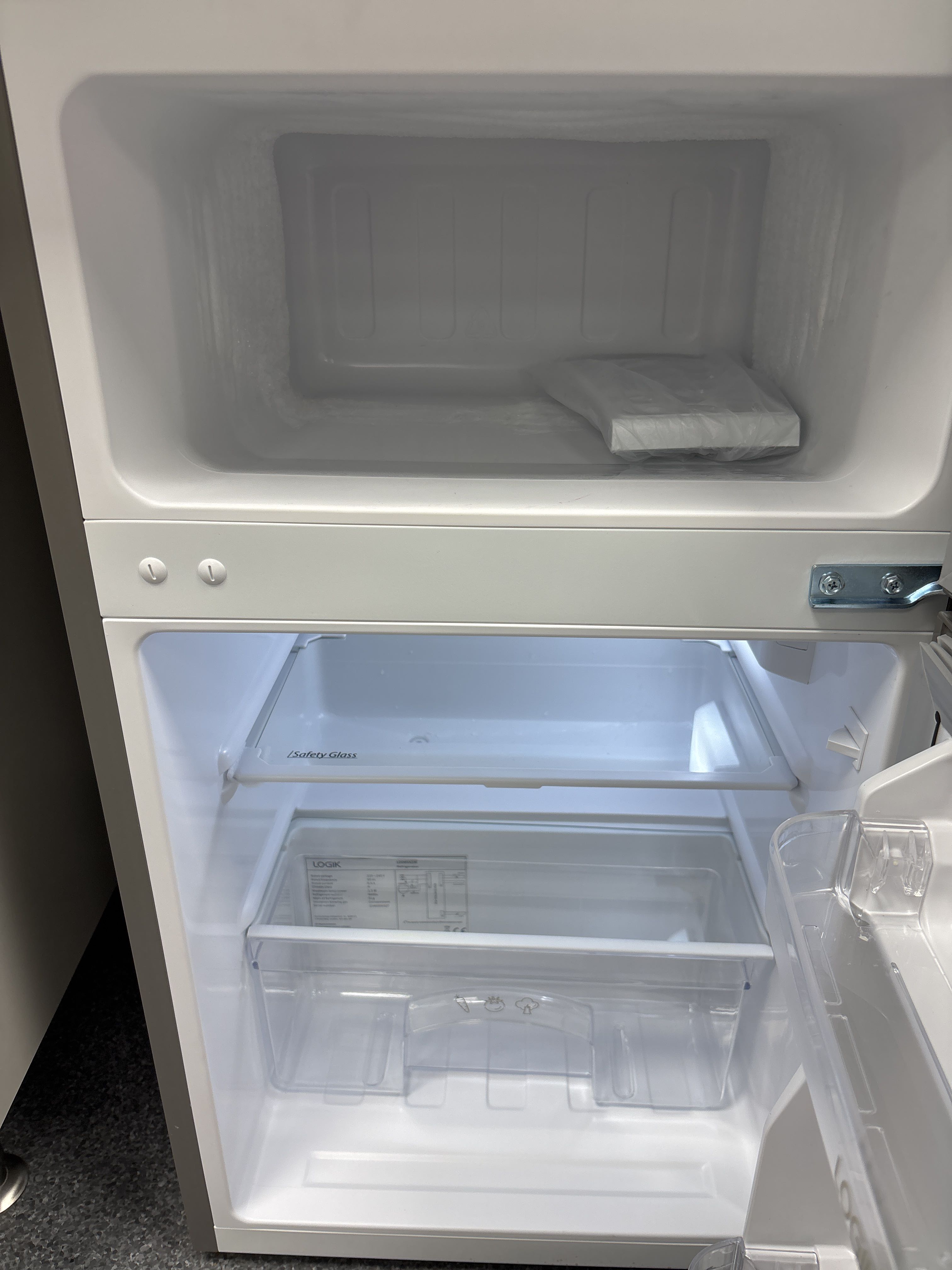 Refrigerator - Logic LDD85X23E - PS Auction - We value the future ...