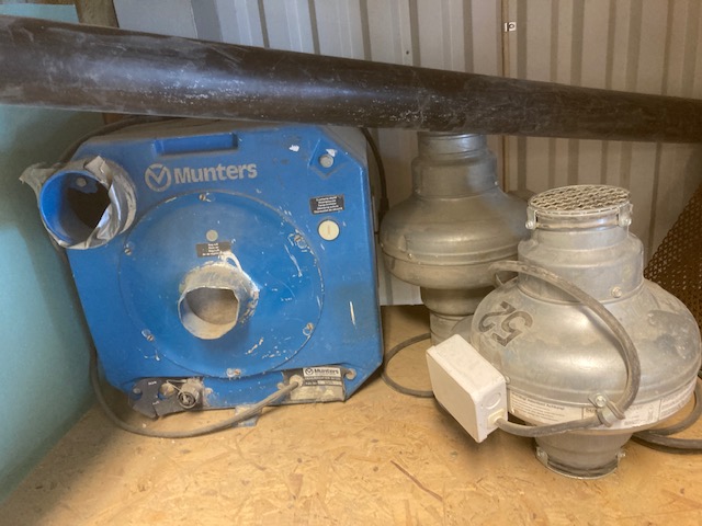 Dehumidifier Munters, Duct fans 2 pcs - PS Auction - We value the ...