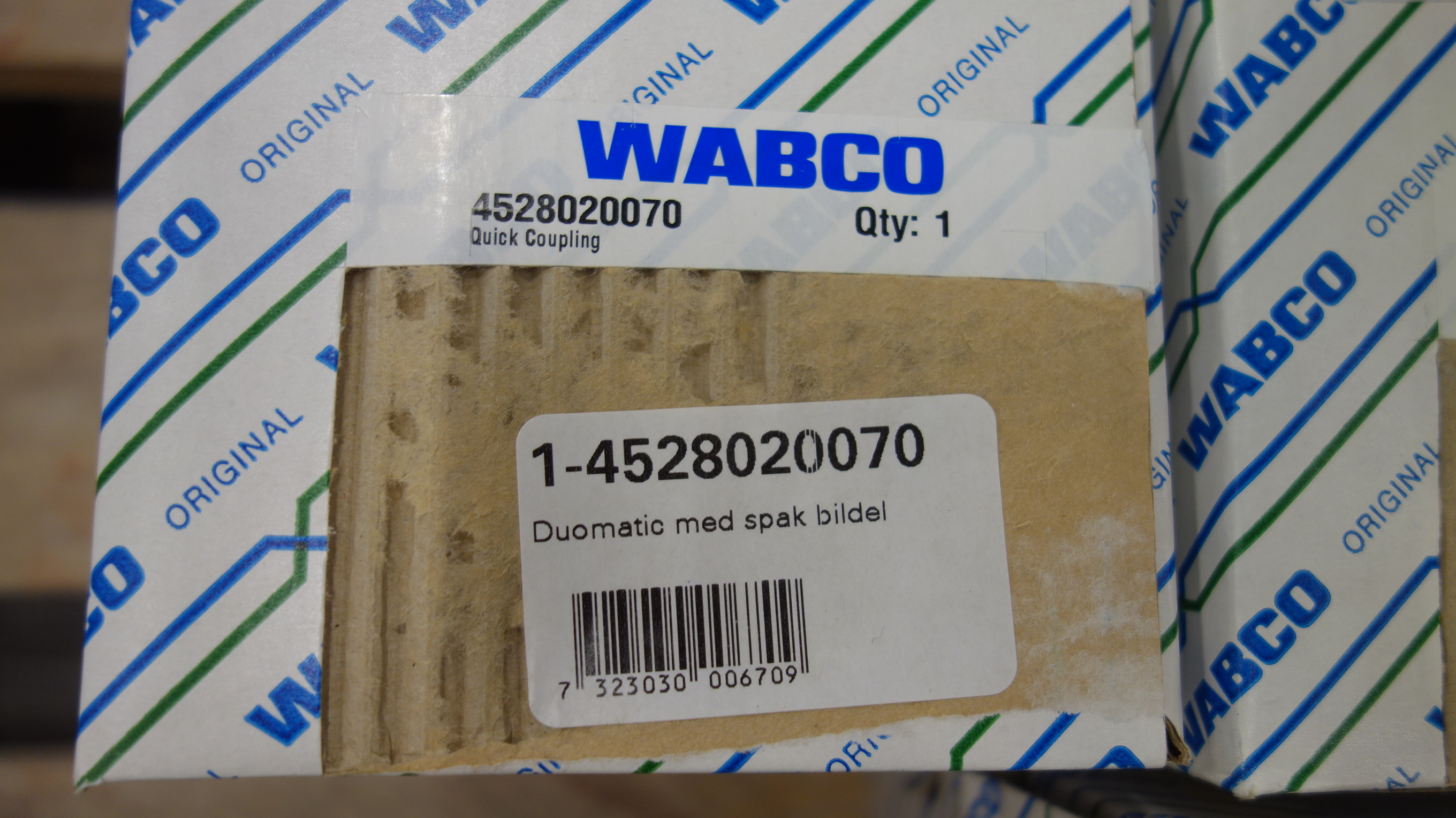 17 st Duomatic med spak Wabco - Auktioner online - Nätauktioner ...