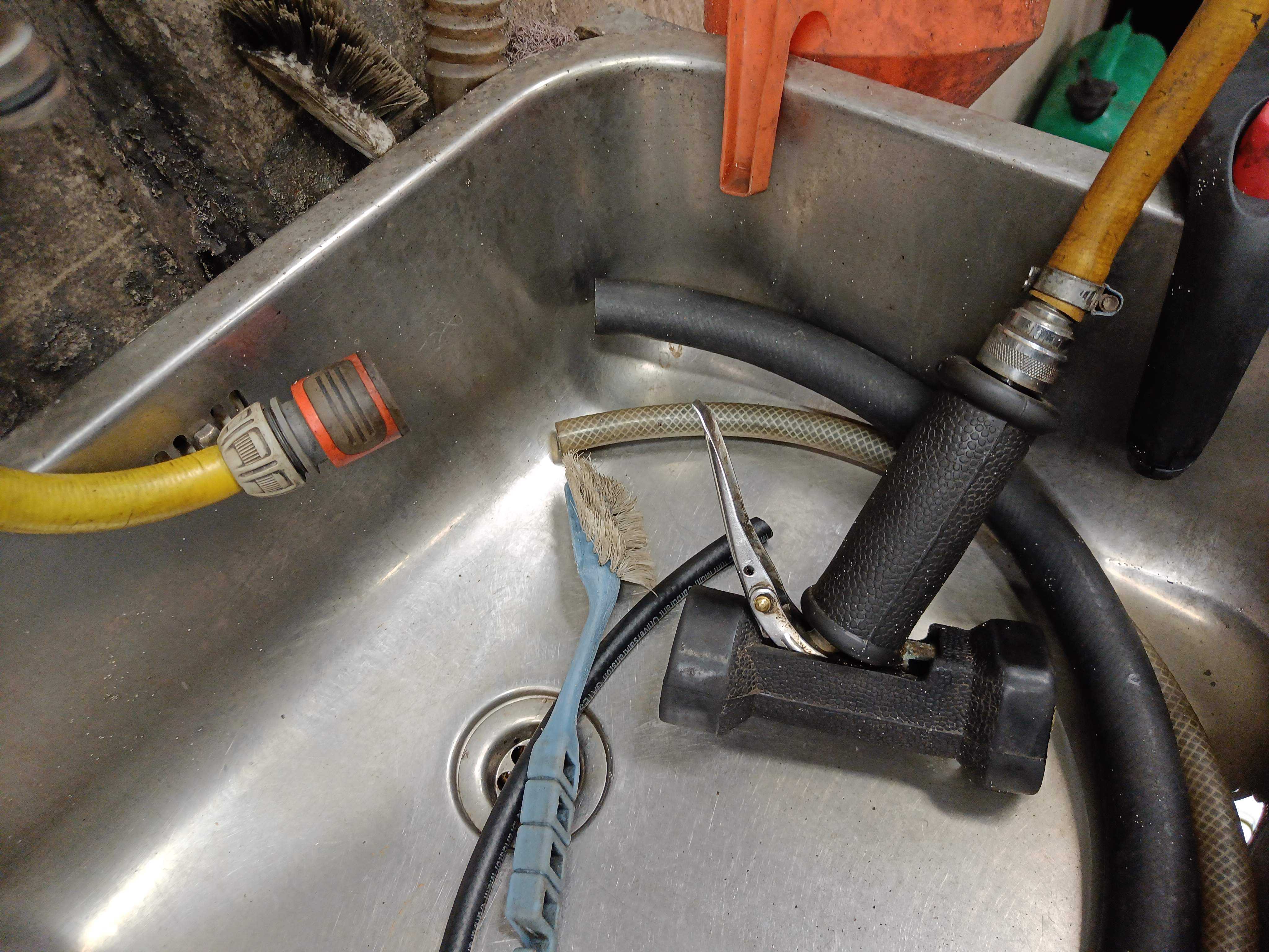 Wall Mounted Windows - PS Auction - We value the future - Largest in ...