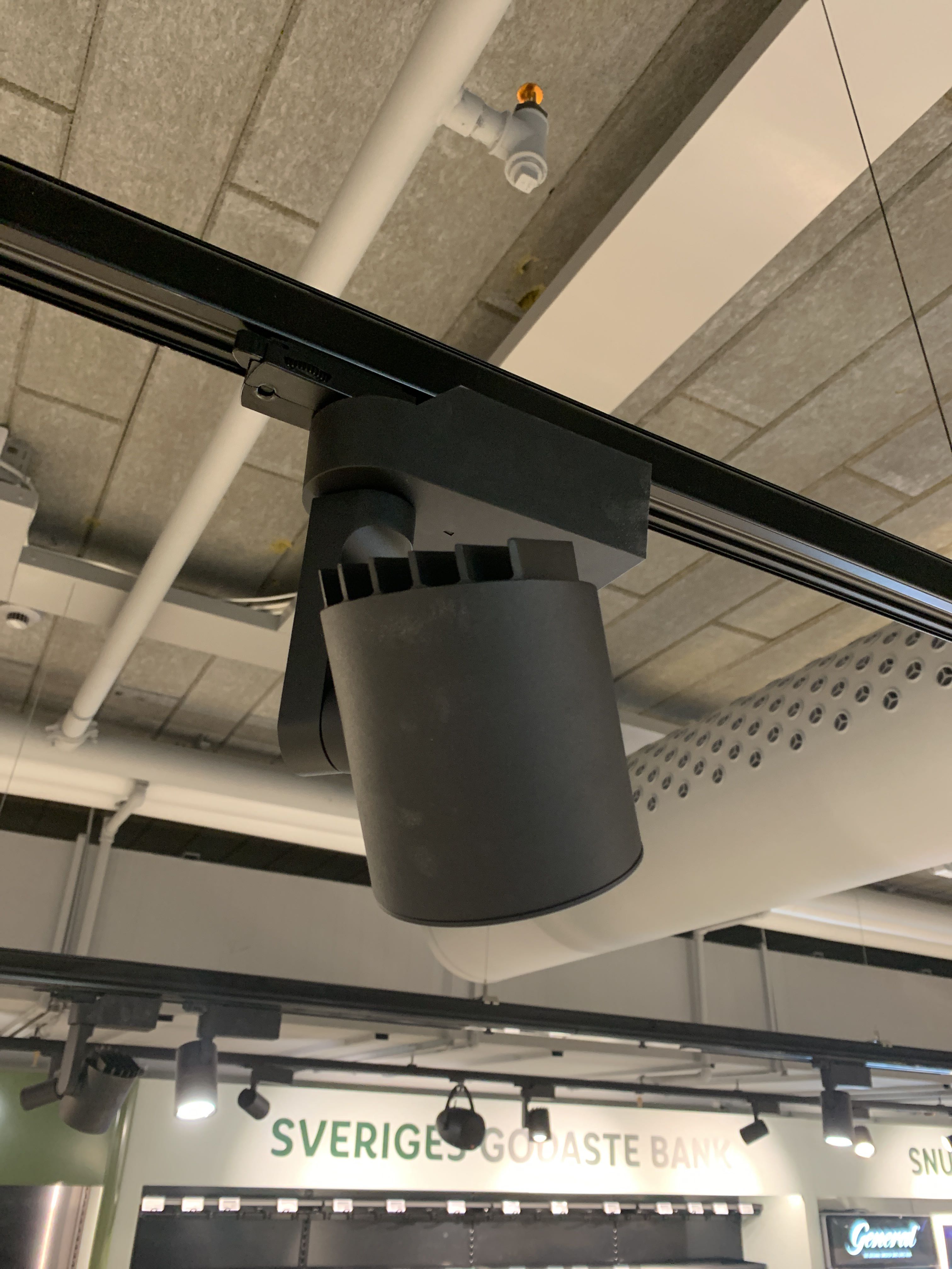 Spotlights 22 pieces (NEW INFO) - PS Auction - We value the future ...